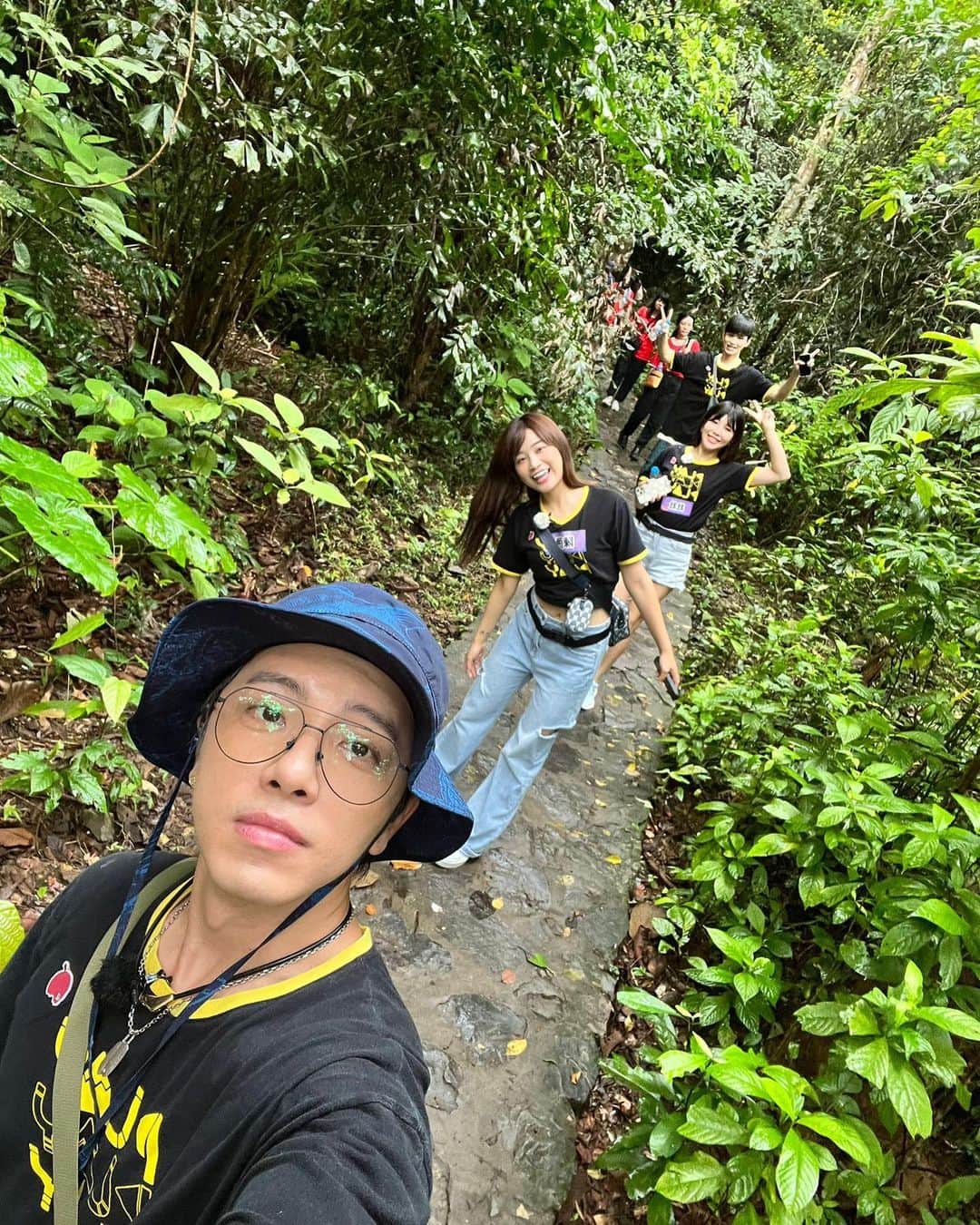 陳伊さんのインスタグラム写真 - (陳伊Instagram)「越南玩很大 🇻🇳 看了嗎？！ 💛🖤 @mr.player.tw」7月16日 17時08分 - bobeyiyi