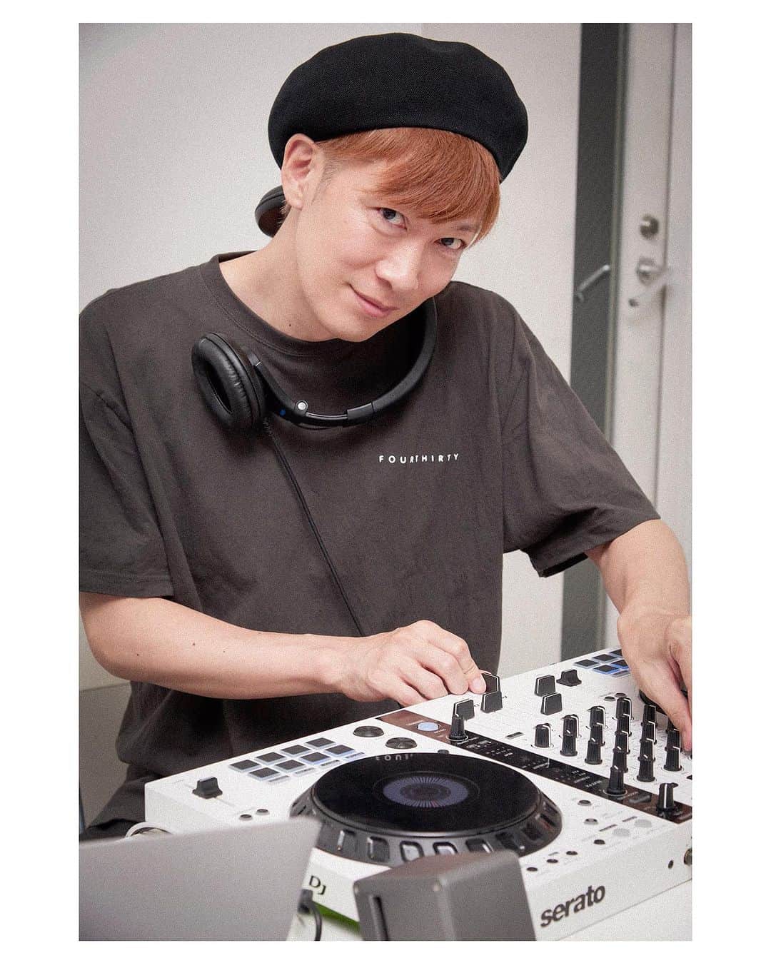 DJ U-ICHIさんのインスタグラム写真 - (DJ U-ICHIInstagram)「#fofo #launchparty ゆったりDJ ...