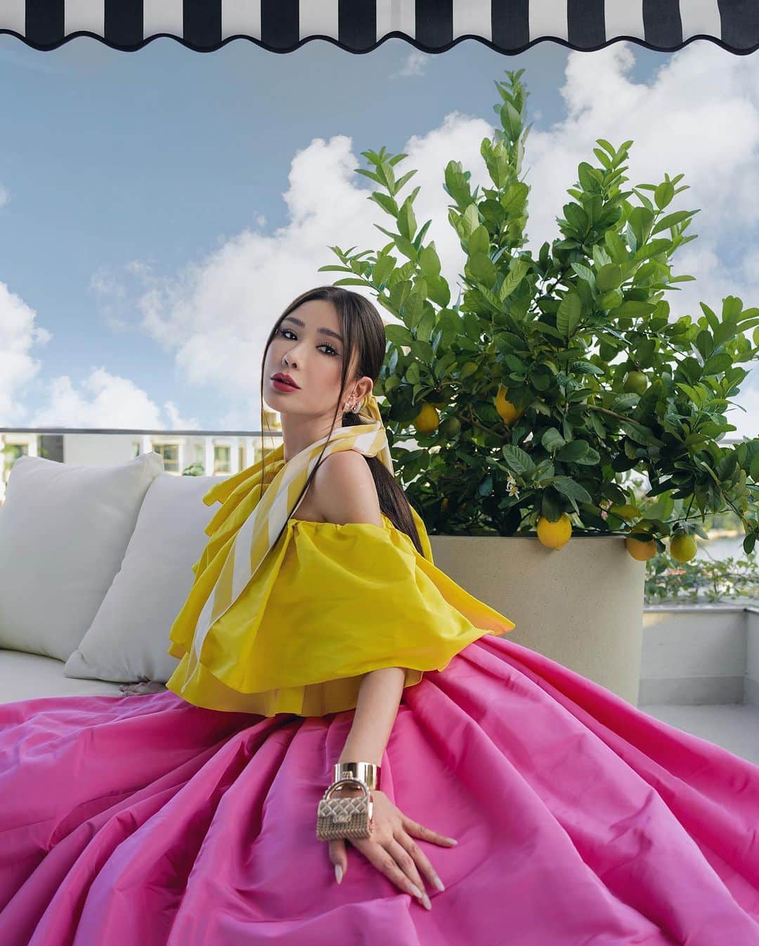 ジェイミー・チュアさんのインスタグラム写真 - (ジェイミー・チュアInstagram)「Life moves pretty fast so ...