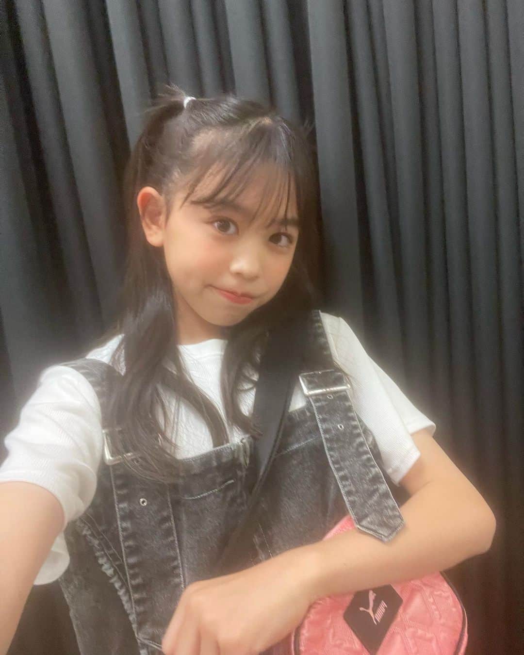 梶原叶渚さんのインスタグラム写真 - (梶原叶渚Instagram)「cuugal8月号販売中です! 今回はオフショ盛りだくさんです!∗*ﾟ 今月号では今までより、本当に沢山の髪型をしましたˊ ...