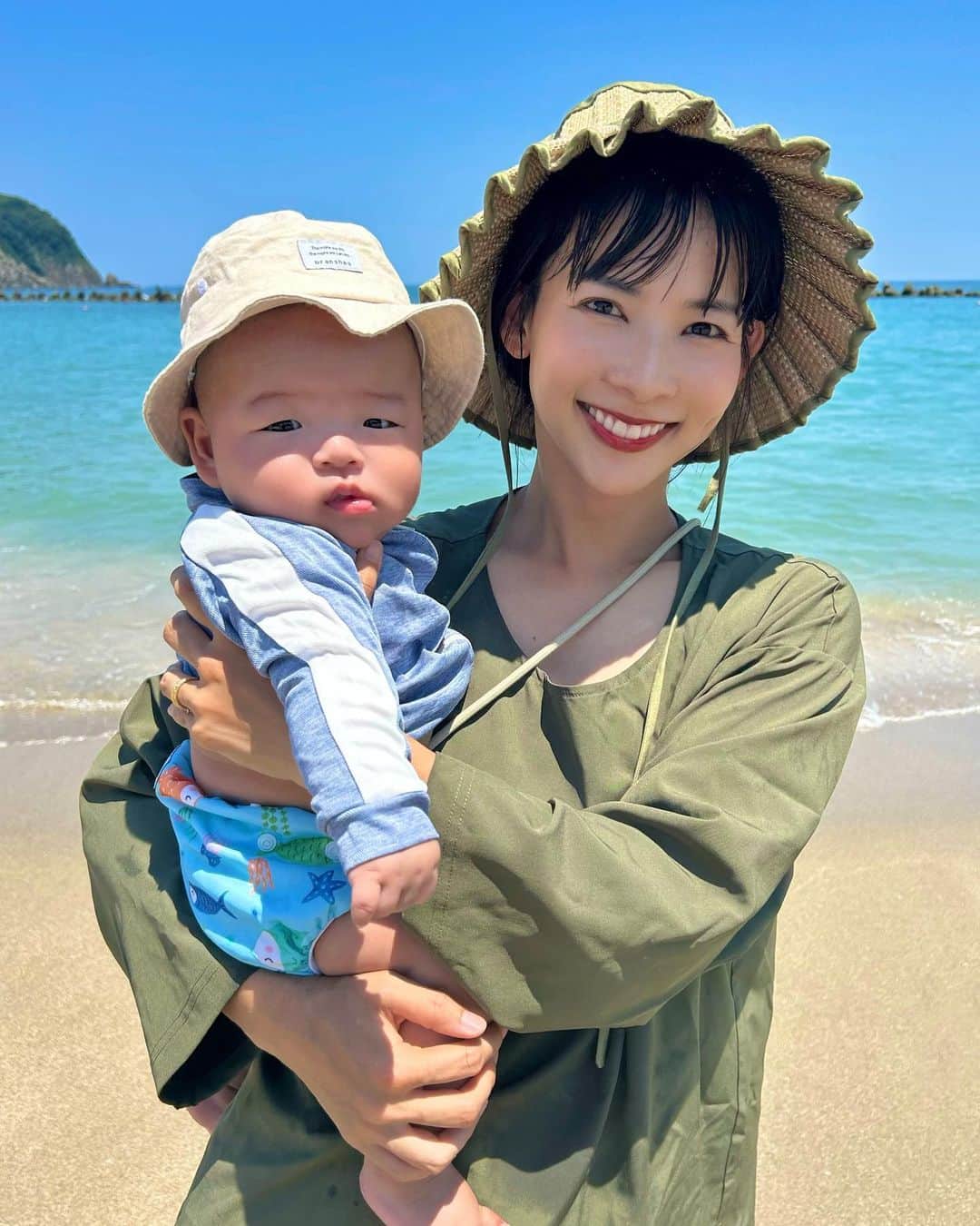 阪本智子さんのインスタグラム写真 阪本智子instagram 「🌊♡ 海の日 今日は早朝に出発して兵庫県豊岡市の【 竹野浜海水浴場
