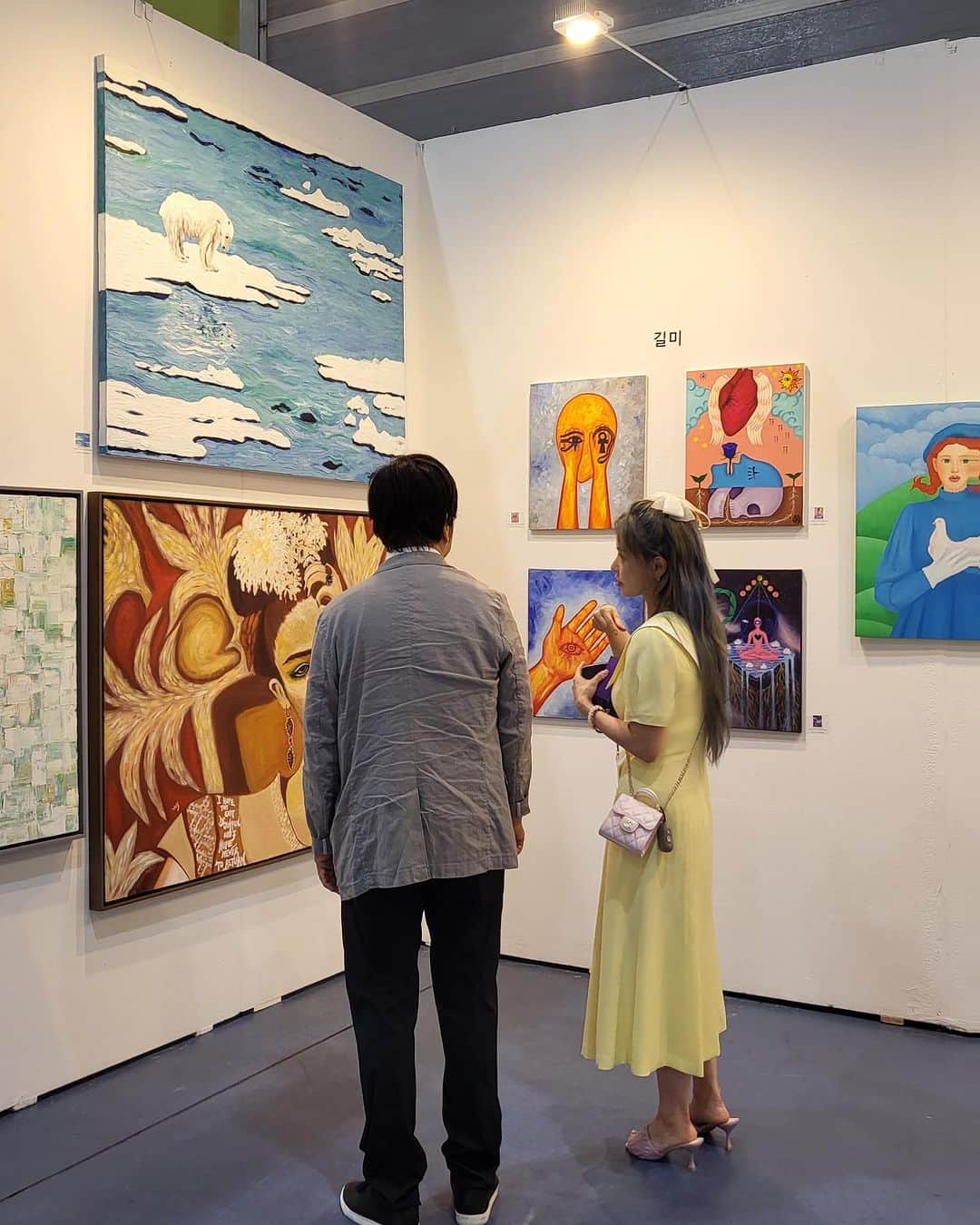 GilMeさんのインスタグラム写真 - (GilMeInstagram)「인사드렸더니 개막식 끝나자마자 제 그림부터 제일 먼저 ...