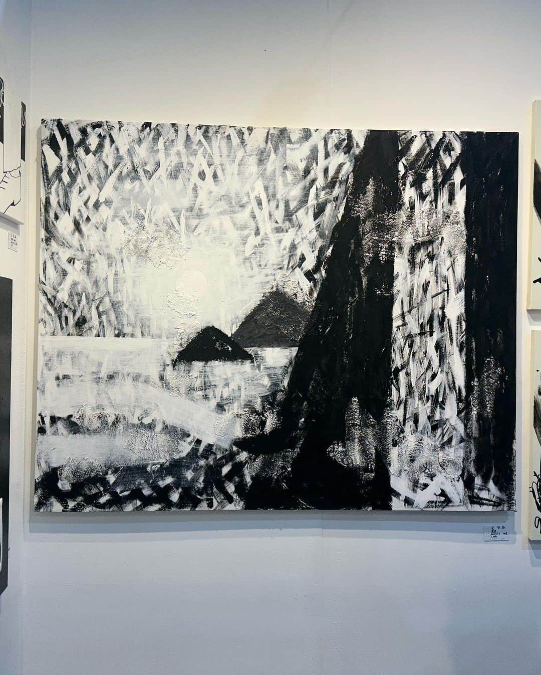 GilMeさんのインスタグラム写真 - (GilMeInstagram)「인사드렸더니 개막식 끝나자마자 제 그림부터 제일 먼저 ...