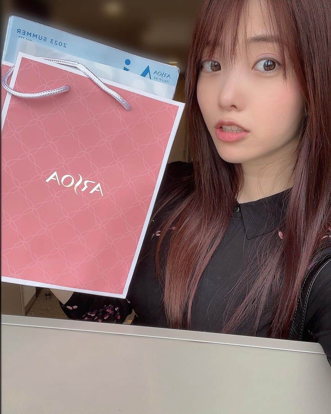 白石みずほさんのインスタグラム写真 - (白石みずほInstagram)「_ @arsoa_official さんで 注文していた商品が届きました🎁 先日泥パック体験したり パーソナルカラー ...