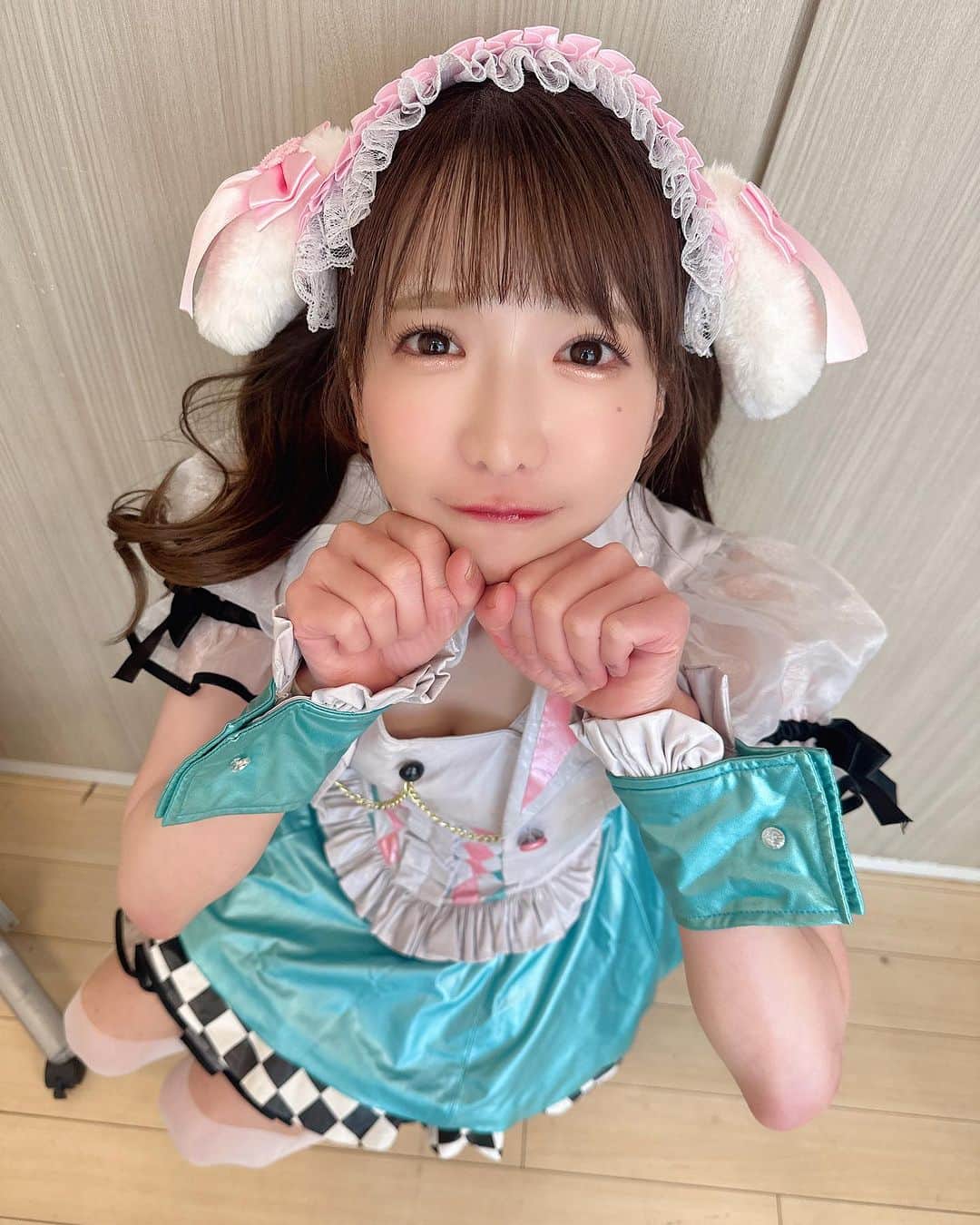 もえのあずきさんのインスタグラム写真 - (もえのあずきInstagram)「明日赤羽ReNYさんでお昼と夜！ 定期公演ファイナル🎤🎶 ...