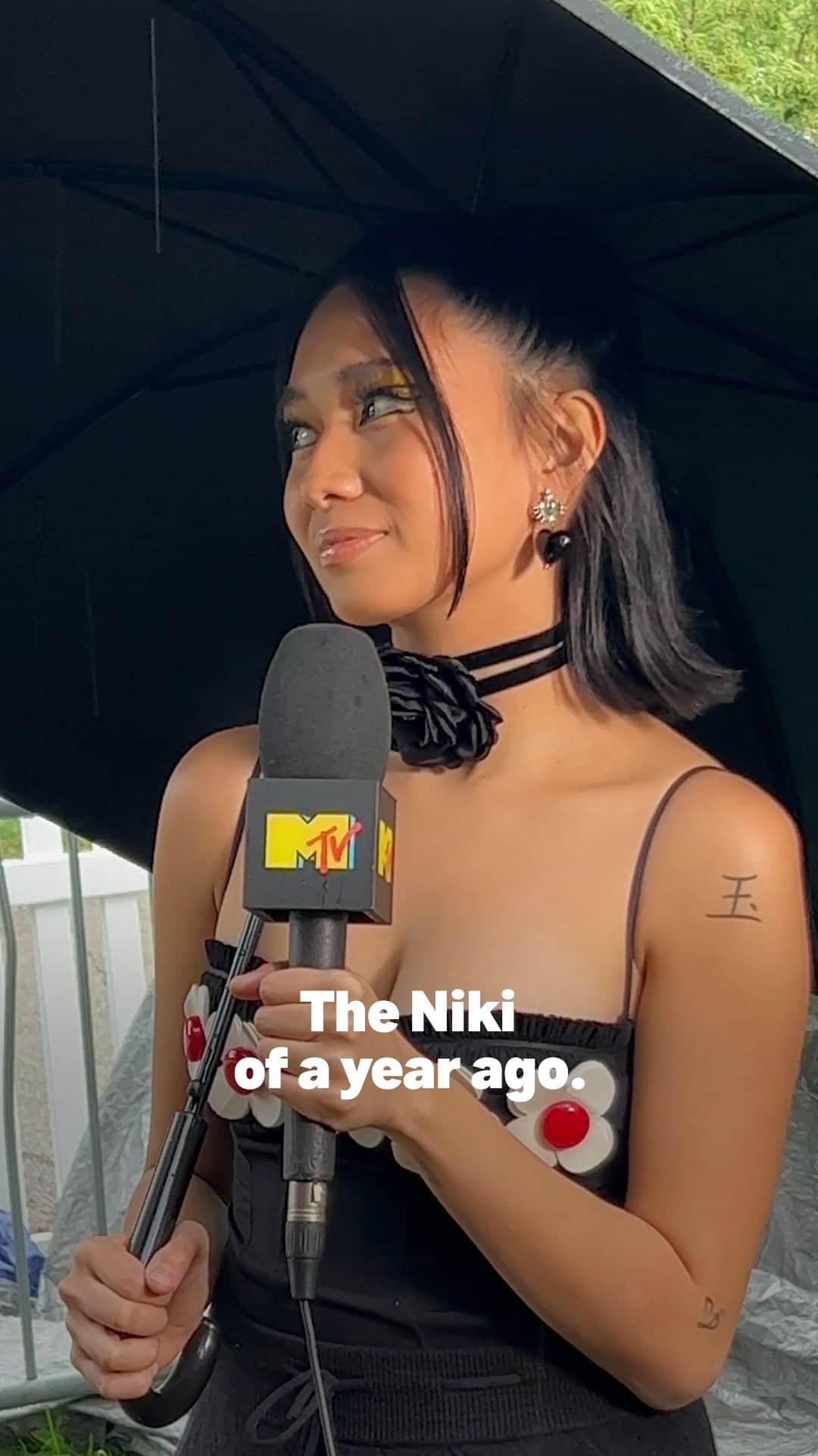 MTVさんのインスタグラム動画 - (MTVInstagram)「Happy one year anniversary of 'Nicole ...