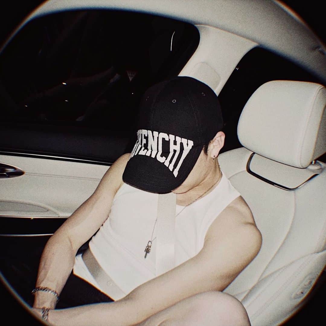 バンチャンさんのインスタグラム写真 - (バンチャンInstagram)「0813 #STAY」8月13日 23時50分 - gnabnahc