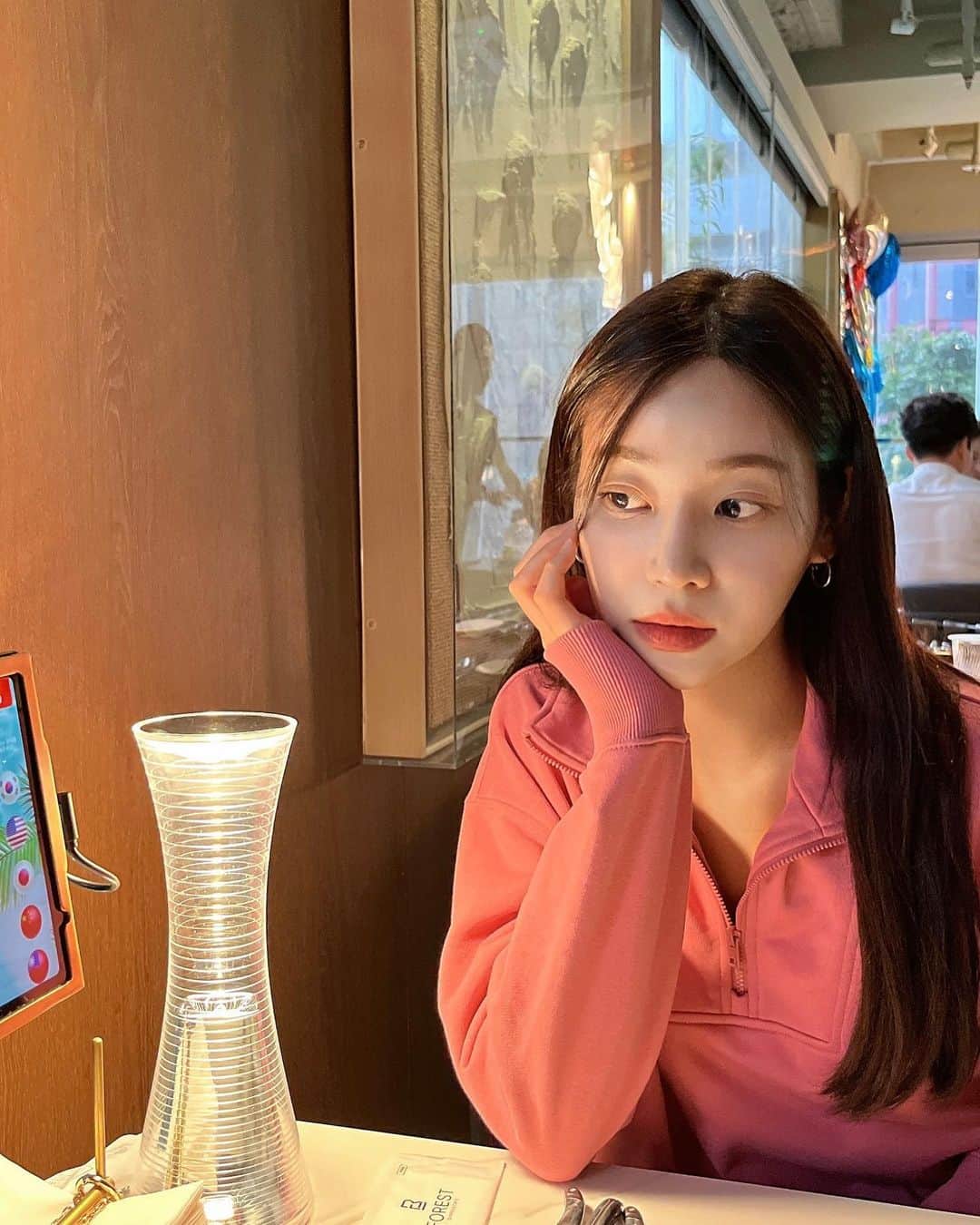 ユナさんのインスタグラム写真 ユナinstagram 「 유료광고 Mlb23fw 톤톤셋업💚💛 넘나 가볍고 편한 데일리 룩 🌸