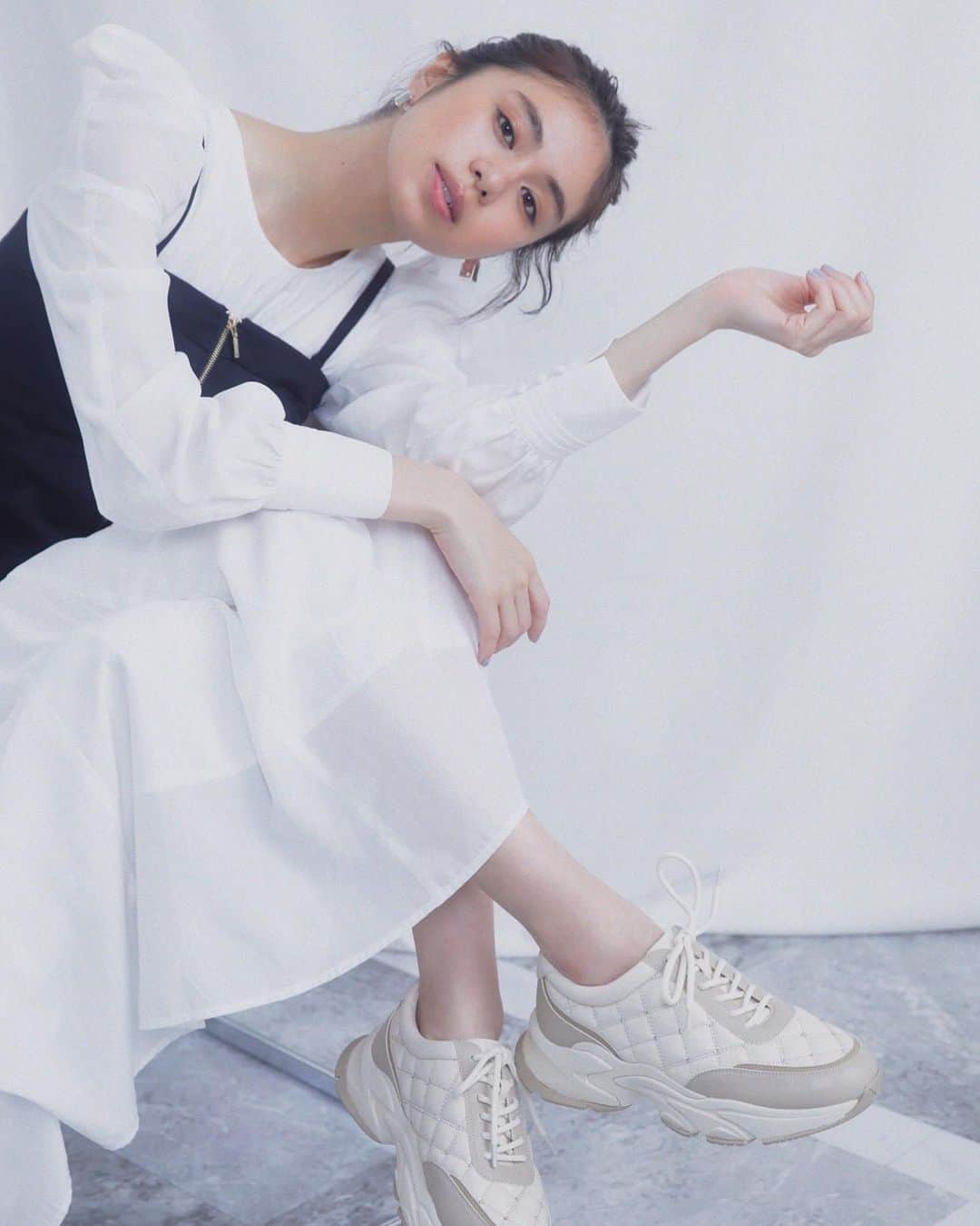 佐藤晴美さんのインスタグラム写真 - (佐藤晴美Instagram)「@randa_pic Autumn winter collection🕊 ...