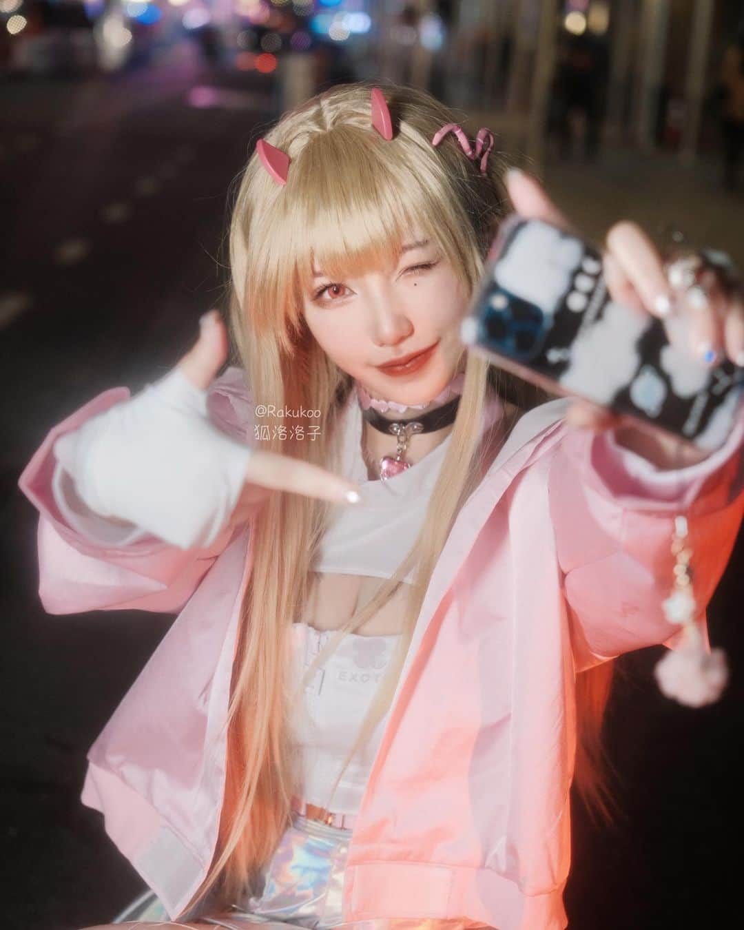 犬神洛洛子さんのインスタグラム写真 - (犬神洛洛子Instagram)「“Darling…🩷” 📷 @butter_cos #cosplay ...