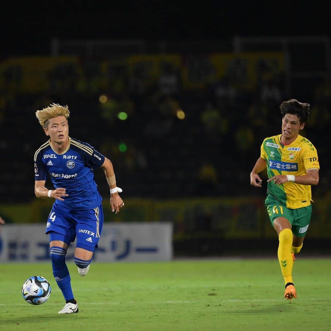 Fc町田ゼルビアさんのインスタグラム写真 Fc町田ゼルビアinstagram 「 𝐏𝐡𝐨𝐭𝐨 𝐠𝐚𝐥𝐥𝐞𝐫𝐲📸 町田 1 3 千葉 ⁡
