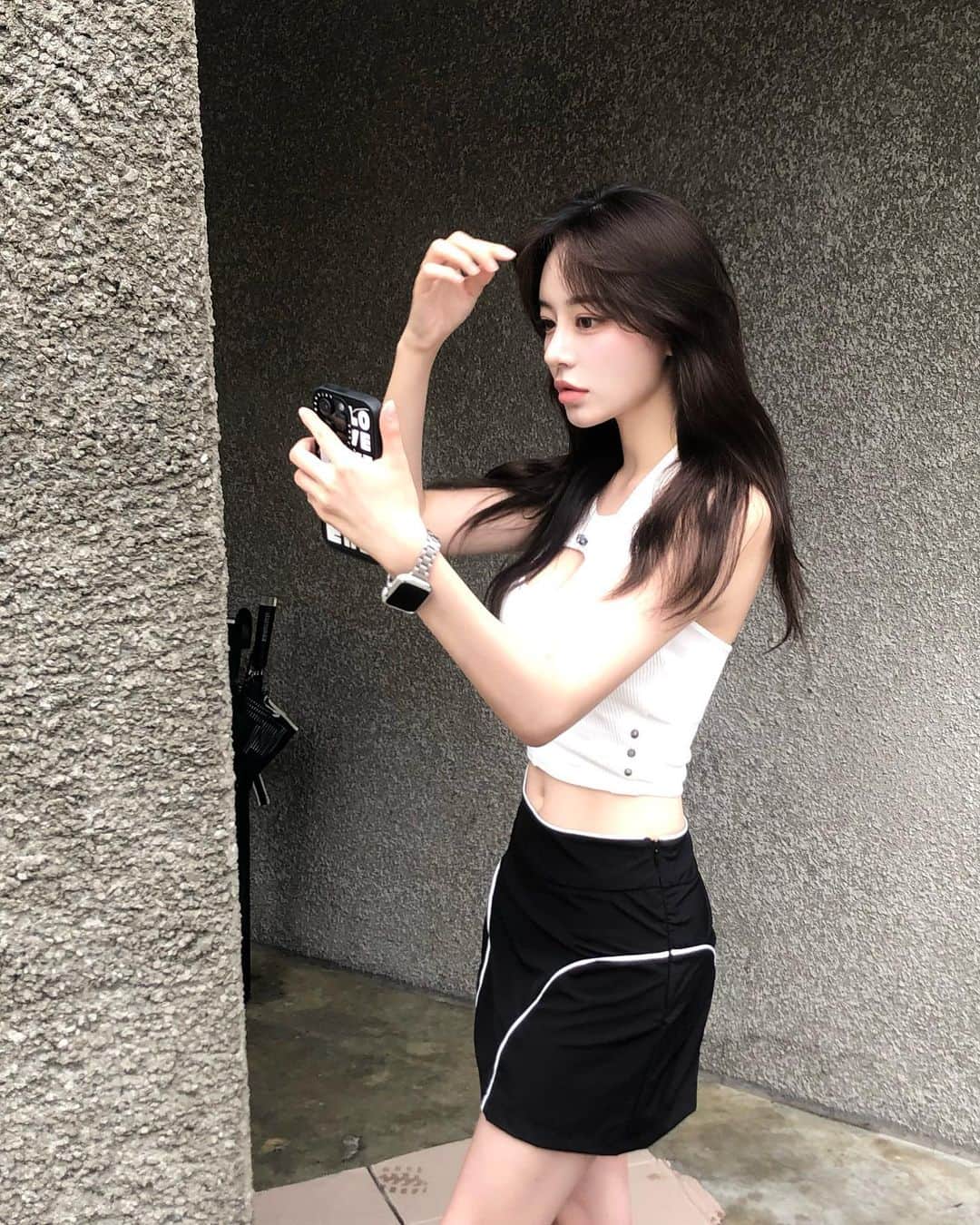 ウィ・ソンヒさんのインスタグラム写真 - (ウィ・ソンヒInstagram)「@illuvan 😎🖤」7月23日 20時04分 - _seong_hee