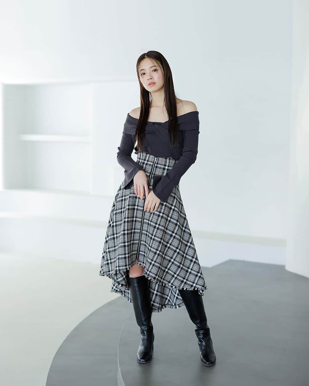 dazzlinさんのインスタグラム写真 - (dazzlinInstagram)「_____Web magazine up date ︎ スライドしてチェック🔍