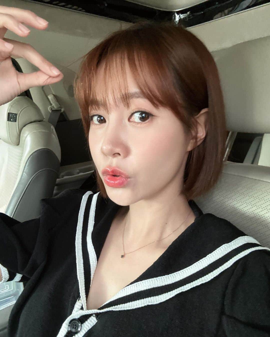 チェ・ユニョンさんのインスタグラム写真 チェ・ユニョンinstagram 「안뇽 나 어디가게🙋🏻‍♀️」7月24日 17時15分