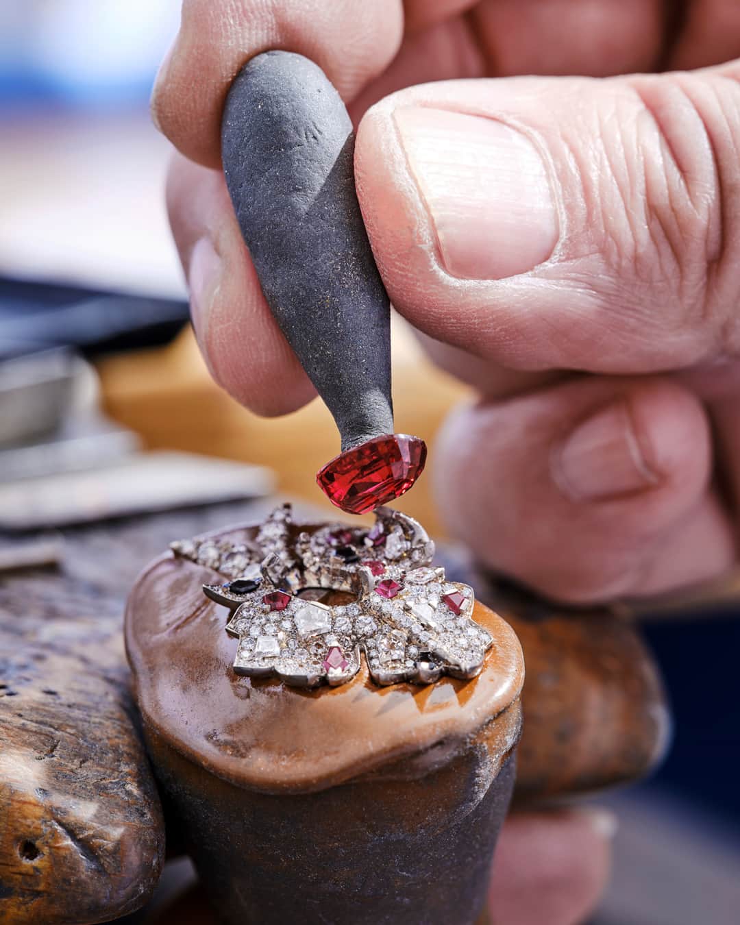 Chaumetさんのインスタグラム写真 - (ChaumetInstagram)「Crafted with passion and ...