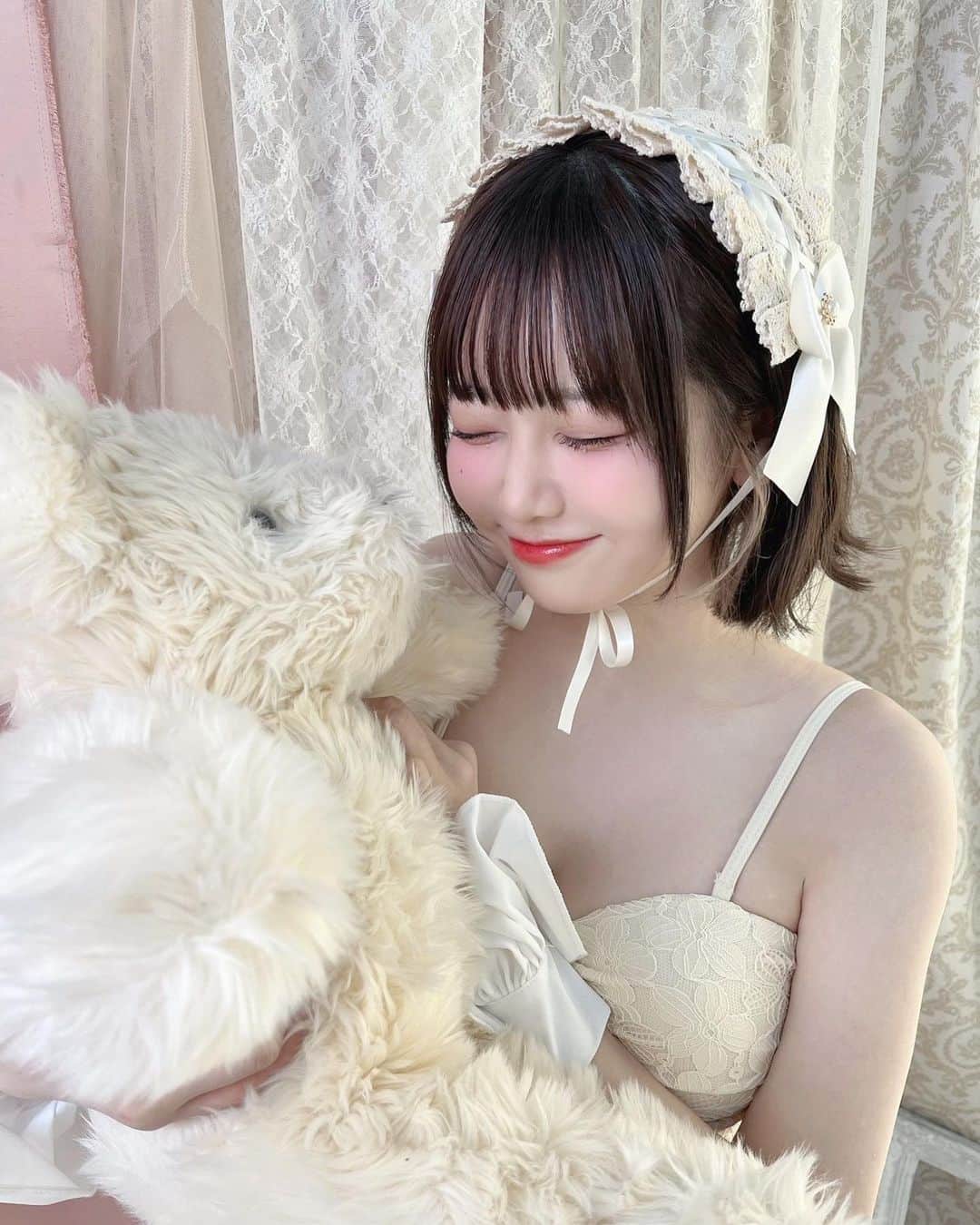 LARMEさんのインスタグラム写真 - (LARMEInstagram)「🍑 𝙋 𝙍 𝙀 𝙎 𝙀 𝙉 𝙏 LARME 057オフショット🤍 《ちせちゃん》の サイン入りチェキを 2名様に ...