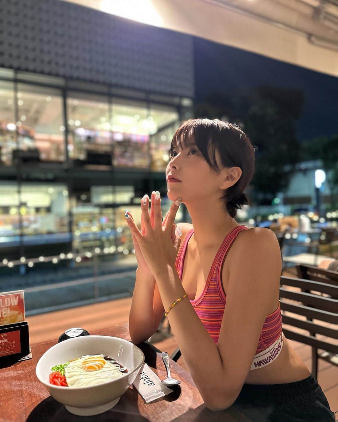 ききまるさんのインスタグラム写真 - (ききまるInstagram)「夜テラス気持ちいい🌉 夏服ほぼGUかSHEIN」7月25日 23時23分 - kikigram_97