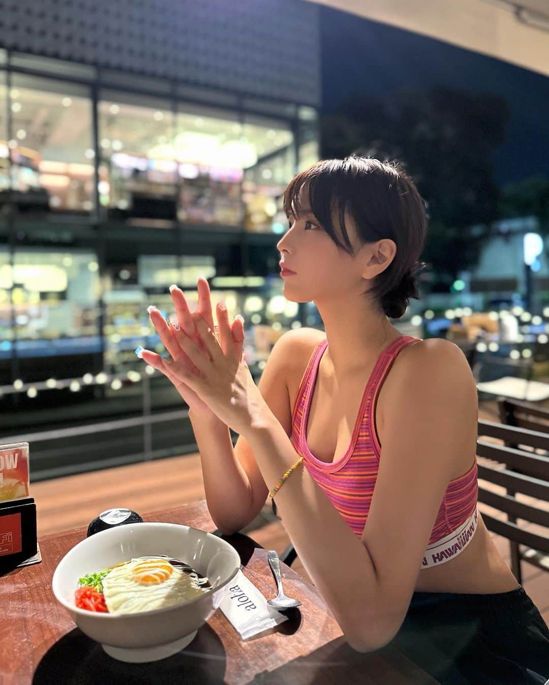 ききまるさんのインスタグラム写真 - (ききまるInstagram)「夜テラス気持ちいい🌉 夏服ほぼGUかSHEIN」7月25日 23時23分 - kikigram_97