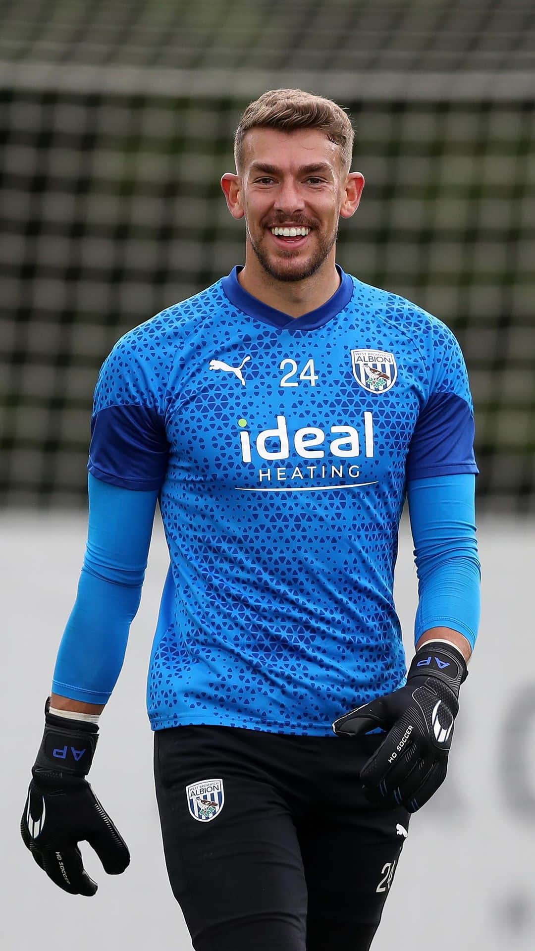 ウェスト・ブロムウィッチ・アルビオンFCさんのインスタグラム動画 - (ウェスト・ブロムウィッチ・アルビオンFCInstagram ...