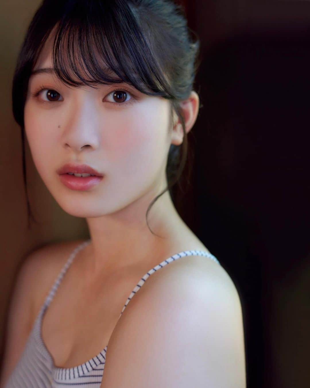 小越春花さんのインスタグラム写真 小越春花instagram 「19歳なりたてグラビア🎐🫧 光文社 『 Platinumflash
