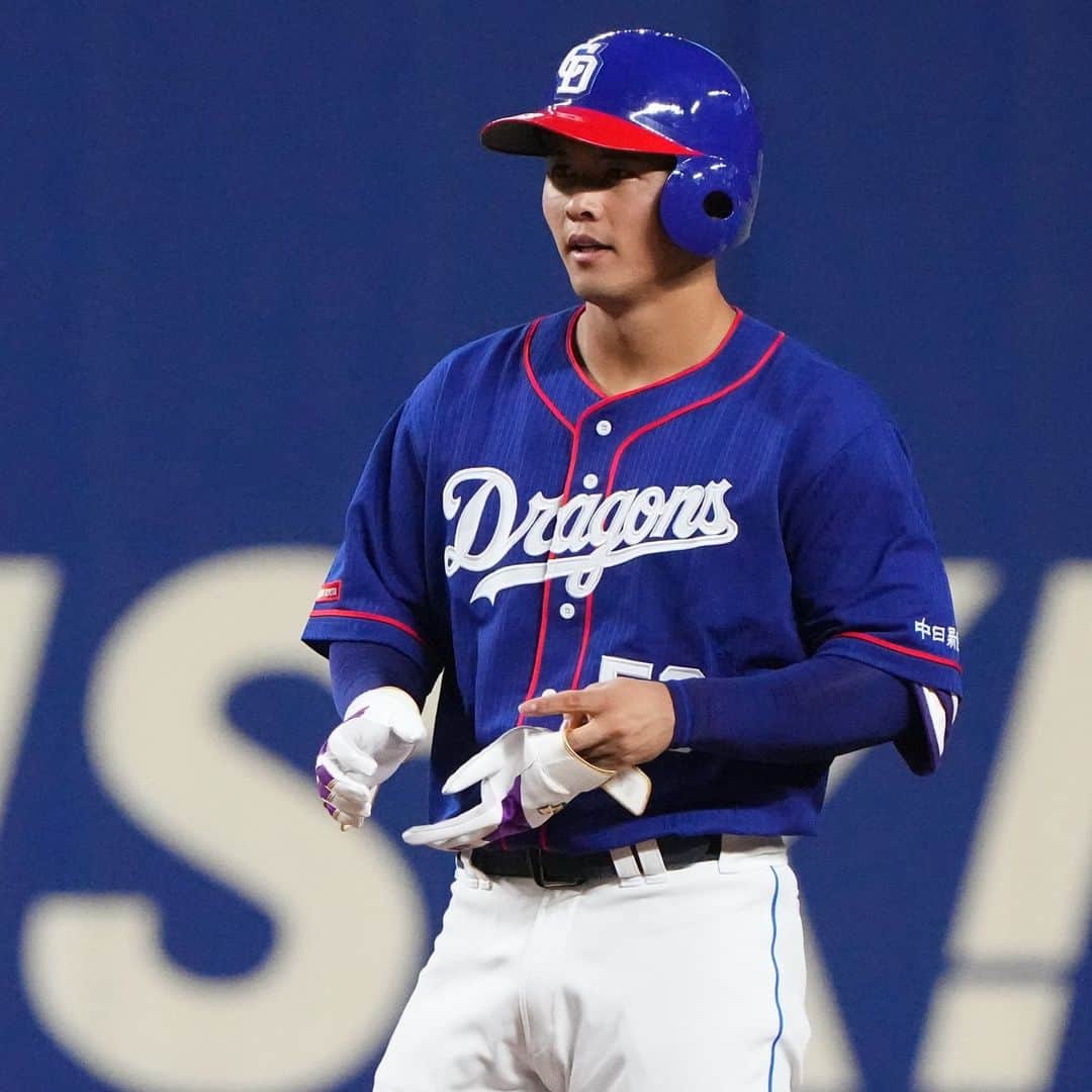 中日ドラゴンズ【公式】さんのインスタグラム写真 - (中日ドラゴンズ【公式】Instagram)「中日ーDeNA（12回戦） 9回裏、石橋選手のタイムリー、大島選手、今日2本目の犠飛で2点を ...