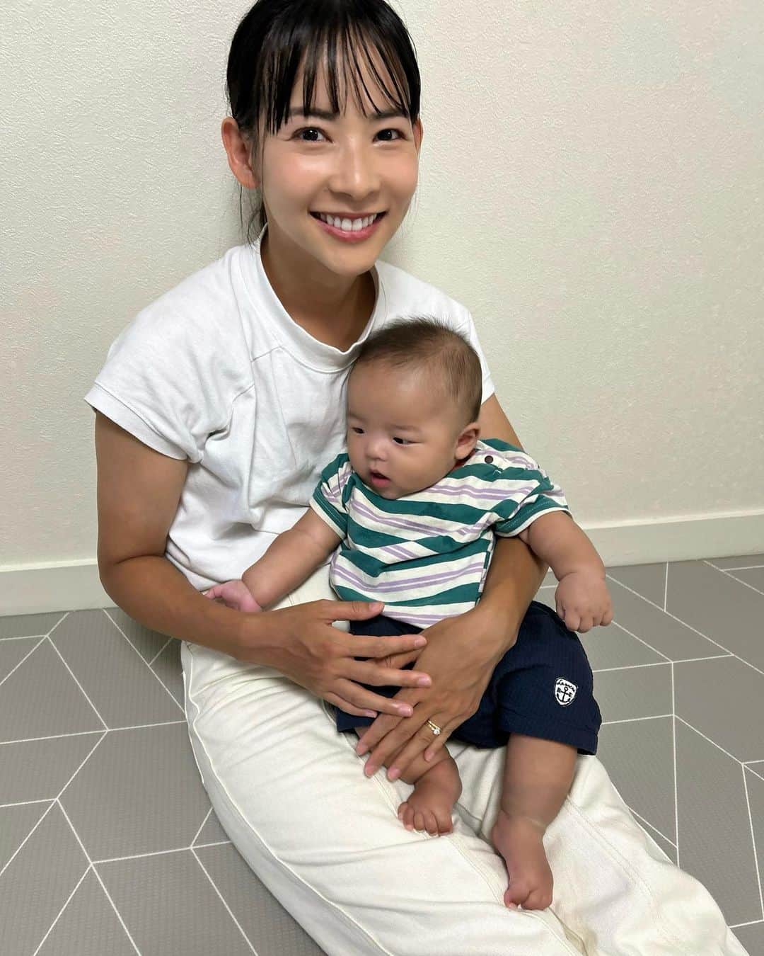 阪本智子さんのインスタグラム写真 阪本智子instagram 「♡ 何気に憧れていた 我が子に写真を撮ってもらうこと🩷 あおはがかの