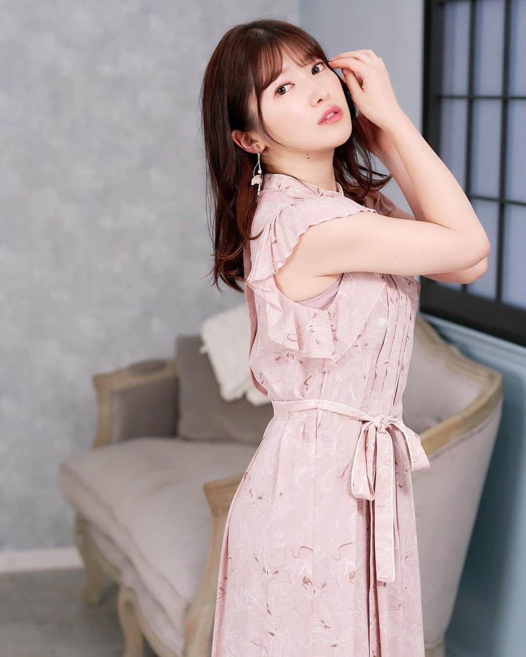 渚志帆さんのインスタグラム写真 - (渚志帆Instagram)「ずっとシャッターを切っていたいと 思わせることの出来る女優になれたら。」7月 ...