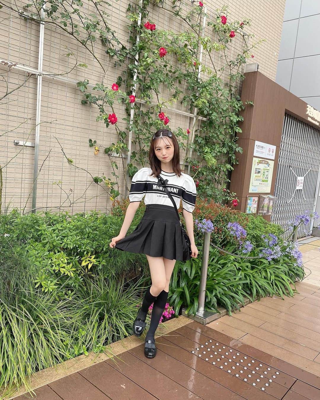 新澤菜央さんのインスタグラム写真 - (新澤菜央Instagram)「可愛いと思ったら 🪻 ってコメントしてね♡ ⠀ ⠀ ⠀ maryquant × lilybrown やっと着れた ー ...