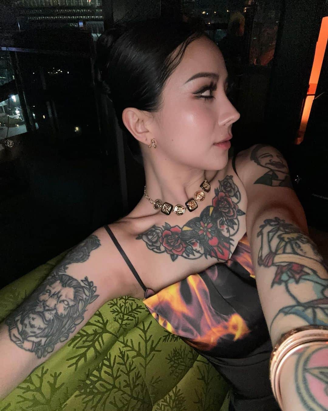 Abby Chenさんのインスタグラム写真 - (Abby ChenInstagram)「感謝 @izzue_stylist 給我漂亮的一天 ️‍🔥」7月26日 20時29分 ...