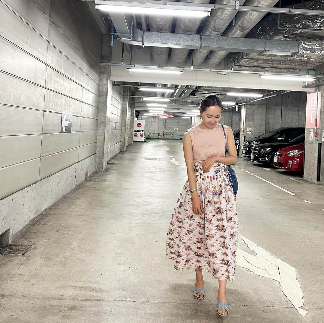 kyoco_ococさんのインスタグラム写真 - (kyoco_ococInstagram)「denim lover👖🩵 tops @aton_tokyo skirt ...