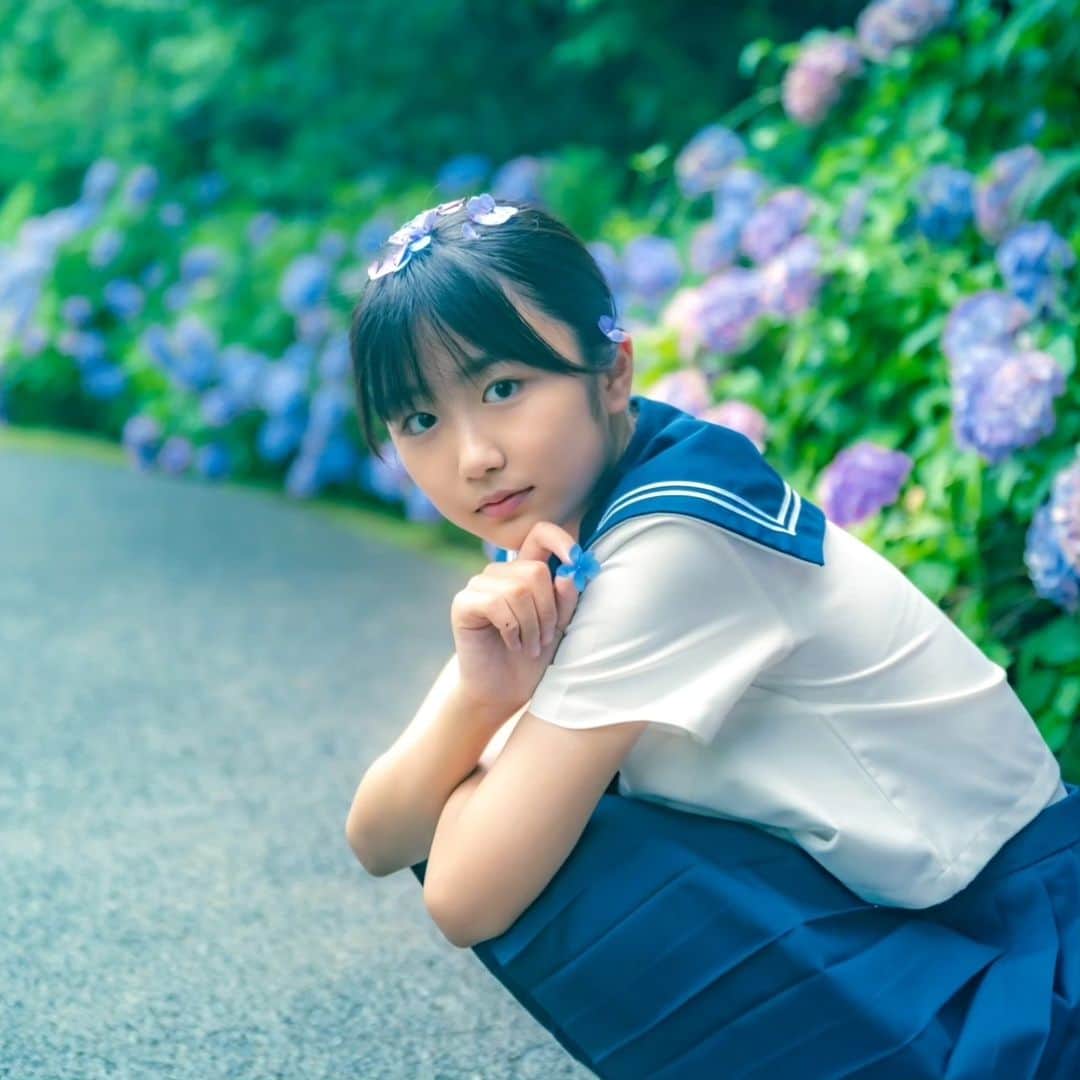 西川実花さんのインスタグラム写真 - (西川実花Instagram)「もう夏ですが、紫陽花の時期の写真です☺️笑 紫陽花とっても綺麗でした ...