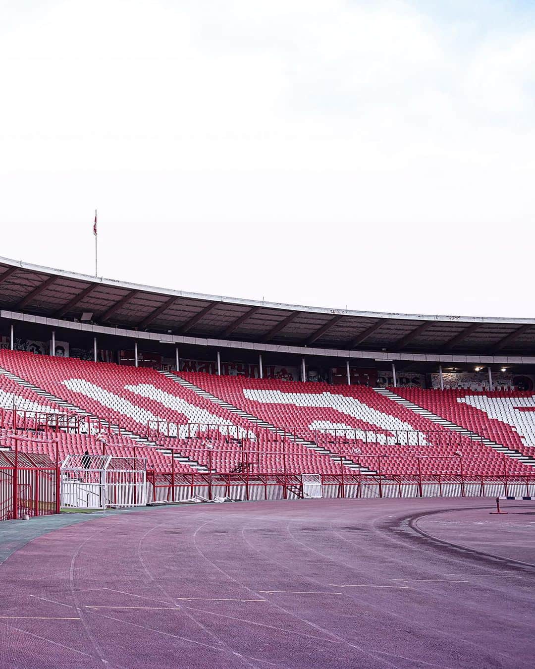 Acfフィオレンティーナさんのインスタグラム写真 Acfフィオレンティーナinstagram 「📍 Stadio Rajco Mitic