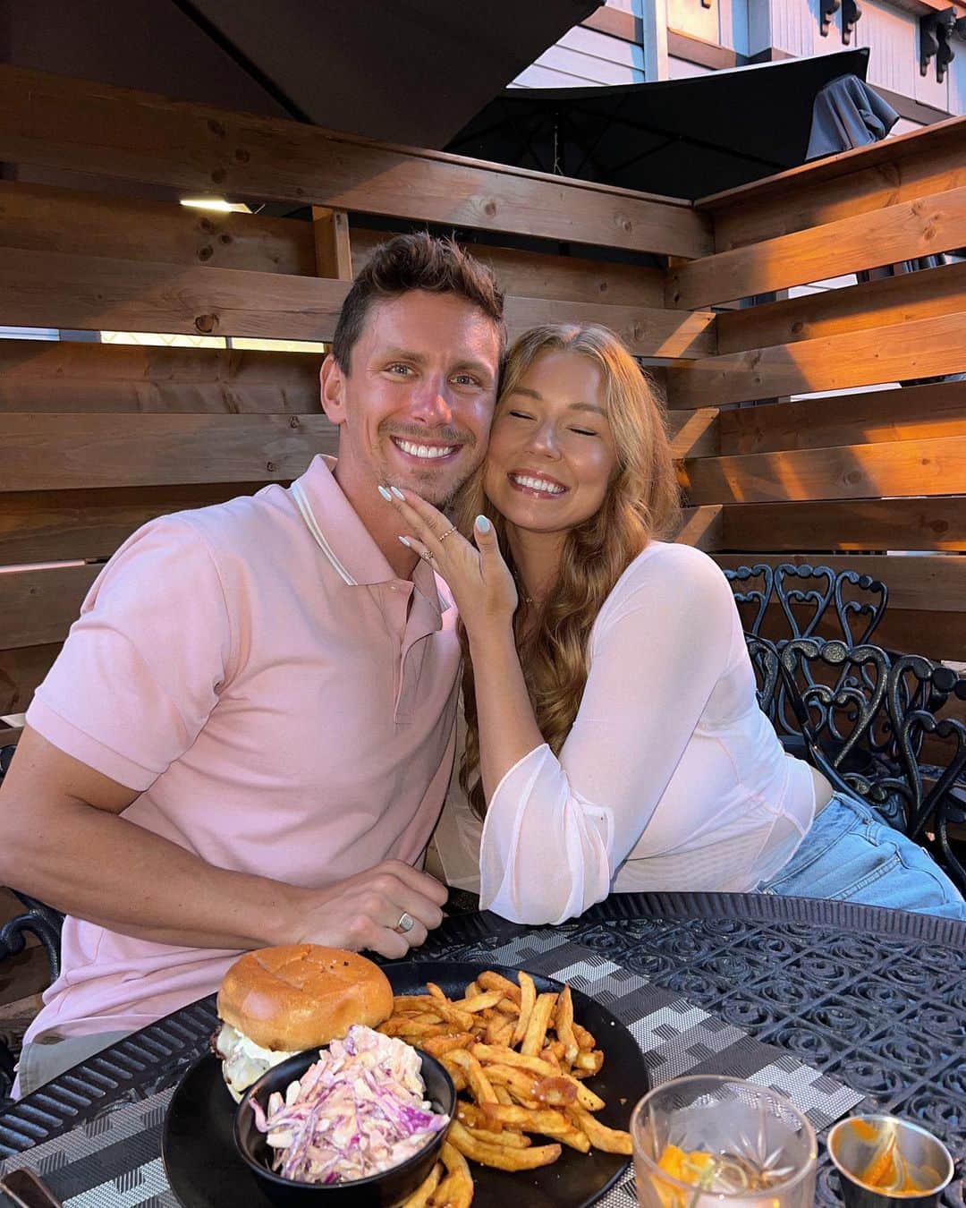 Alex Centomoさんのインスタグラム写真 - (Alex CentomoInstagram)「july diaries ☀️🩵📖🐚🍉 ...