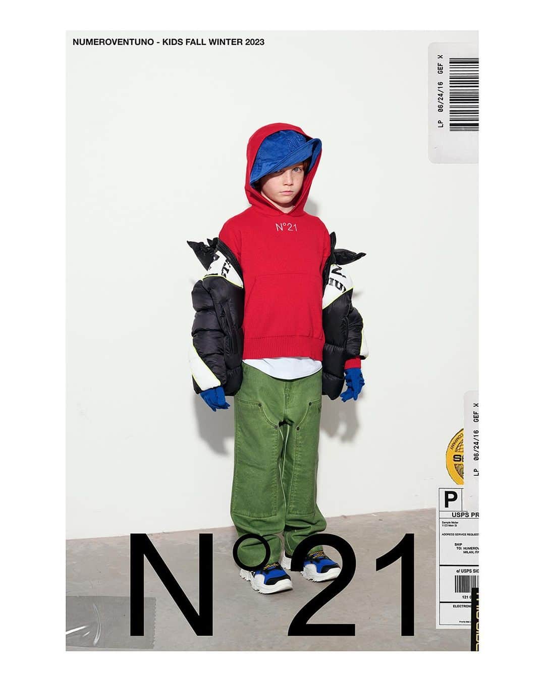 ヌメロ ヴェントゥーノさんのインスタグラム写真 - (ヌメロ ヴェントゥーノInstagram)「N21 FALL-WINTER 23 KIDS COLLECTION BY ...
