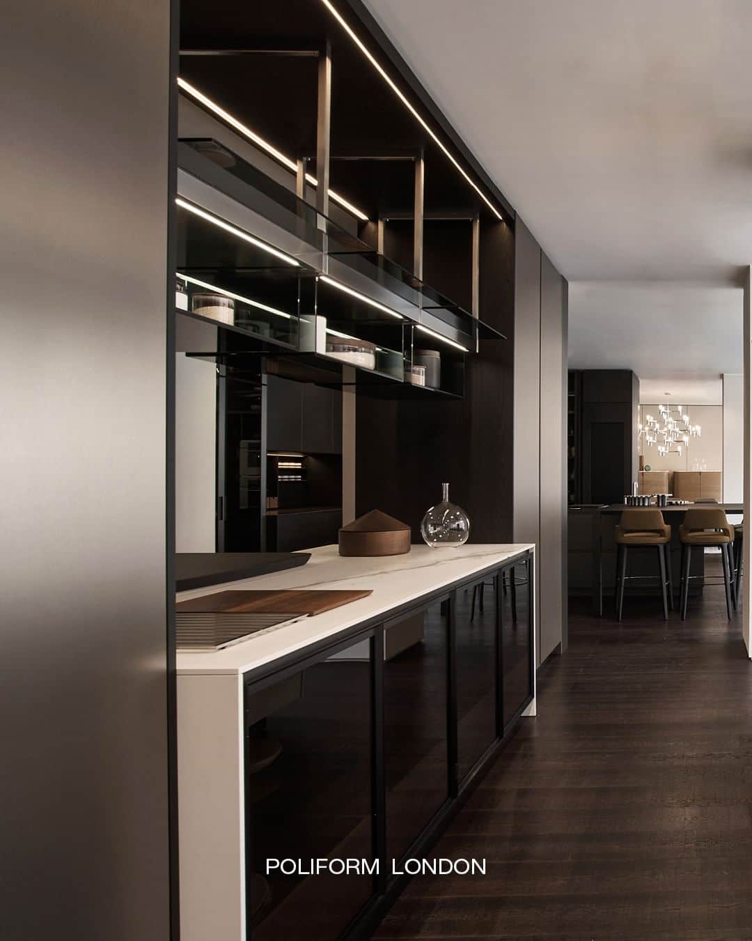 Poliform|Varennaさんのインスタグラム写真 - (Poliform|VarennaInstagram)「Poliform’s Wigmore Street showroom ...