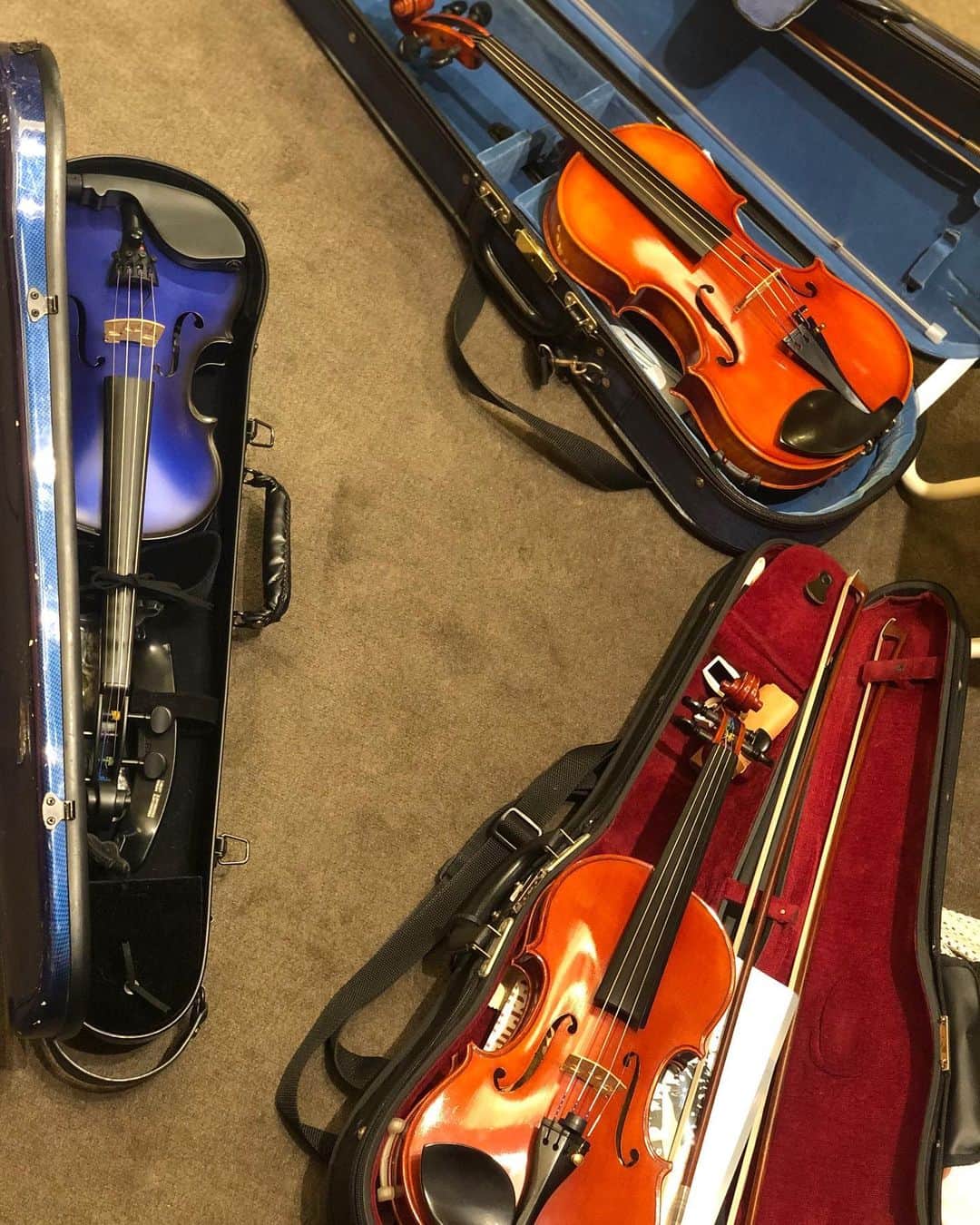 東出真緒さんのインスタグラム写真 - (東出真緒Instagram)「Violin recording today. Violin ...