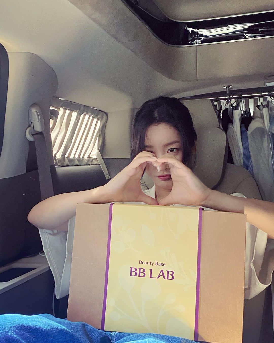 チャ・ジュヨンさんのインスタグラム写真 - (チャ・ジュヨンInstagram)「비비랩💗차주영 새로워진 비비랩 앞으로 저, 차주영과 함께 하세요~ Inner Beauty ...