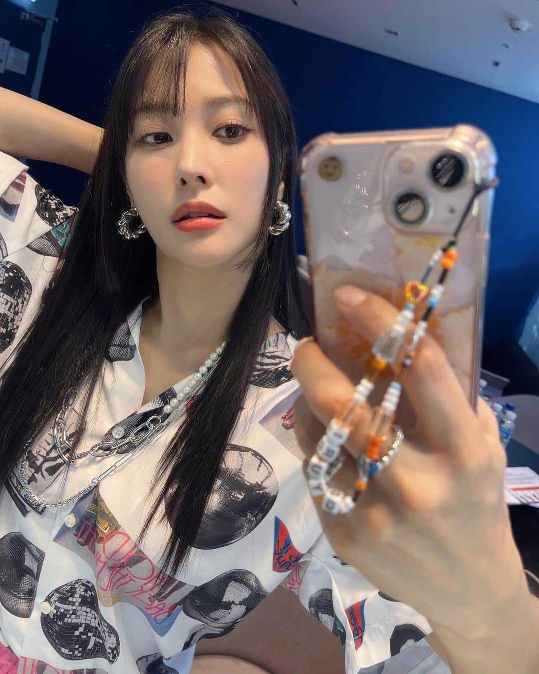 パク・ギュリさんのインスタグラム写真 パク・ギュリinstagram 「오늘도 알유넥스트 본방💪🏻」7月28日 17時00分