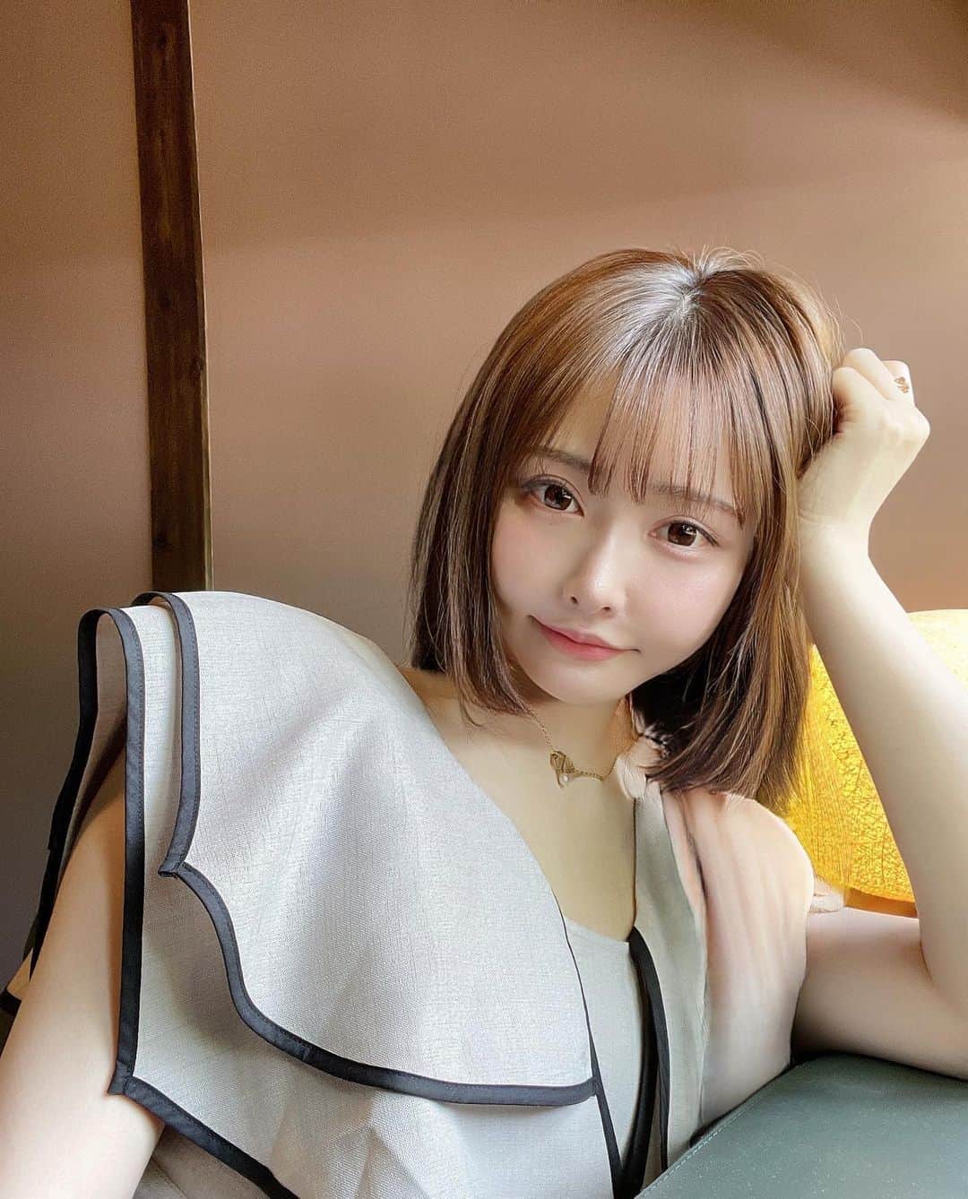 Rinkaさんのインスタグラム写真 Rinkainstagram 「ずーっとロングだから ボブにしてみたい気持ち🐏📖 大事に育ててき