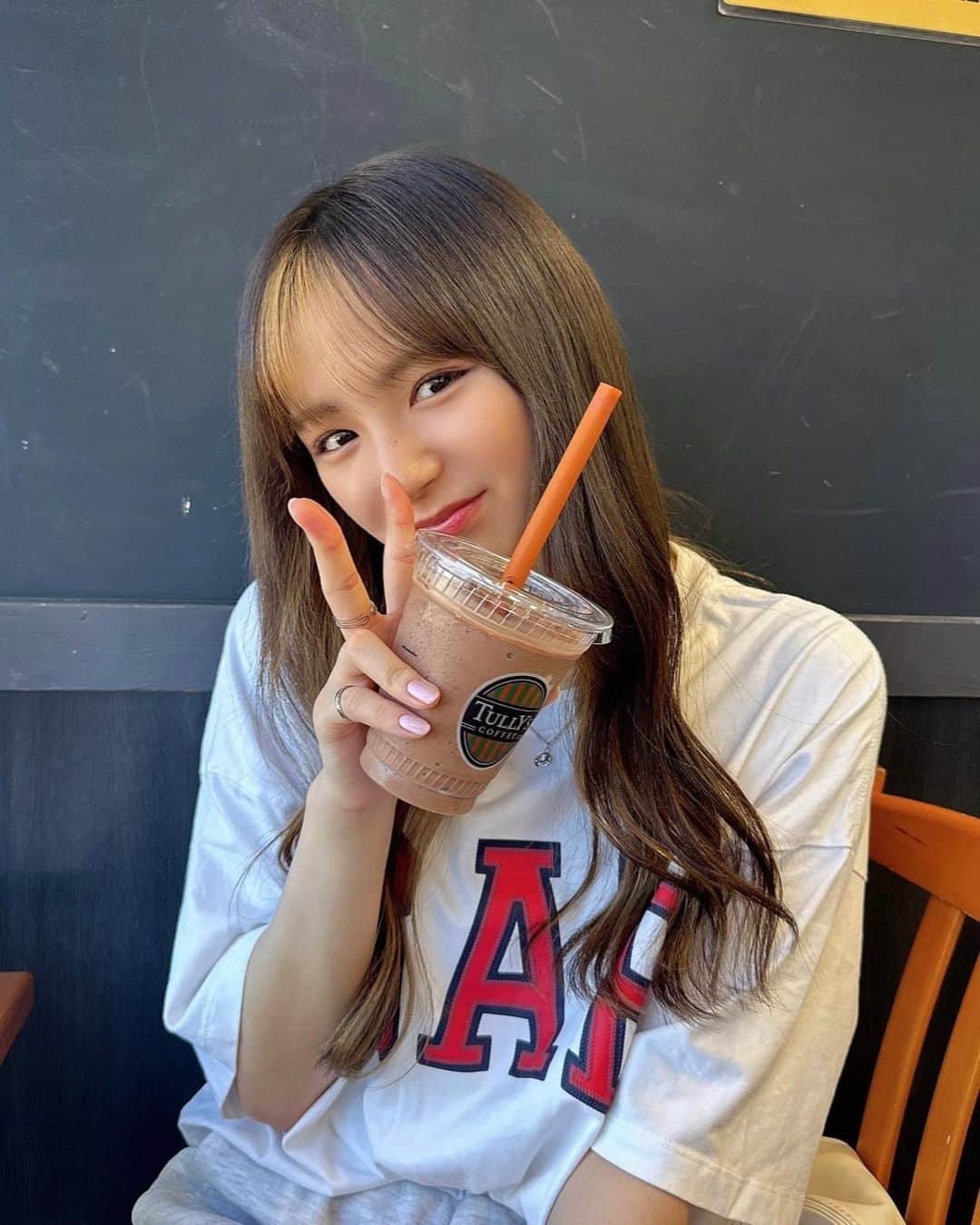 愛来さんのインスタグラム写真 - (愛来Instagram)「☁︎ Tully'sのチョコリスタおすすめ 🏻」7月28日 22時02分 - amefurasshi_aira_official_