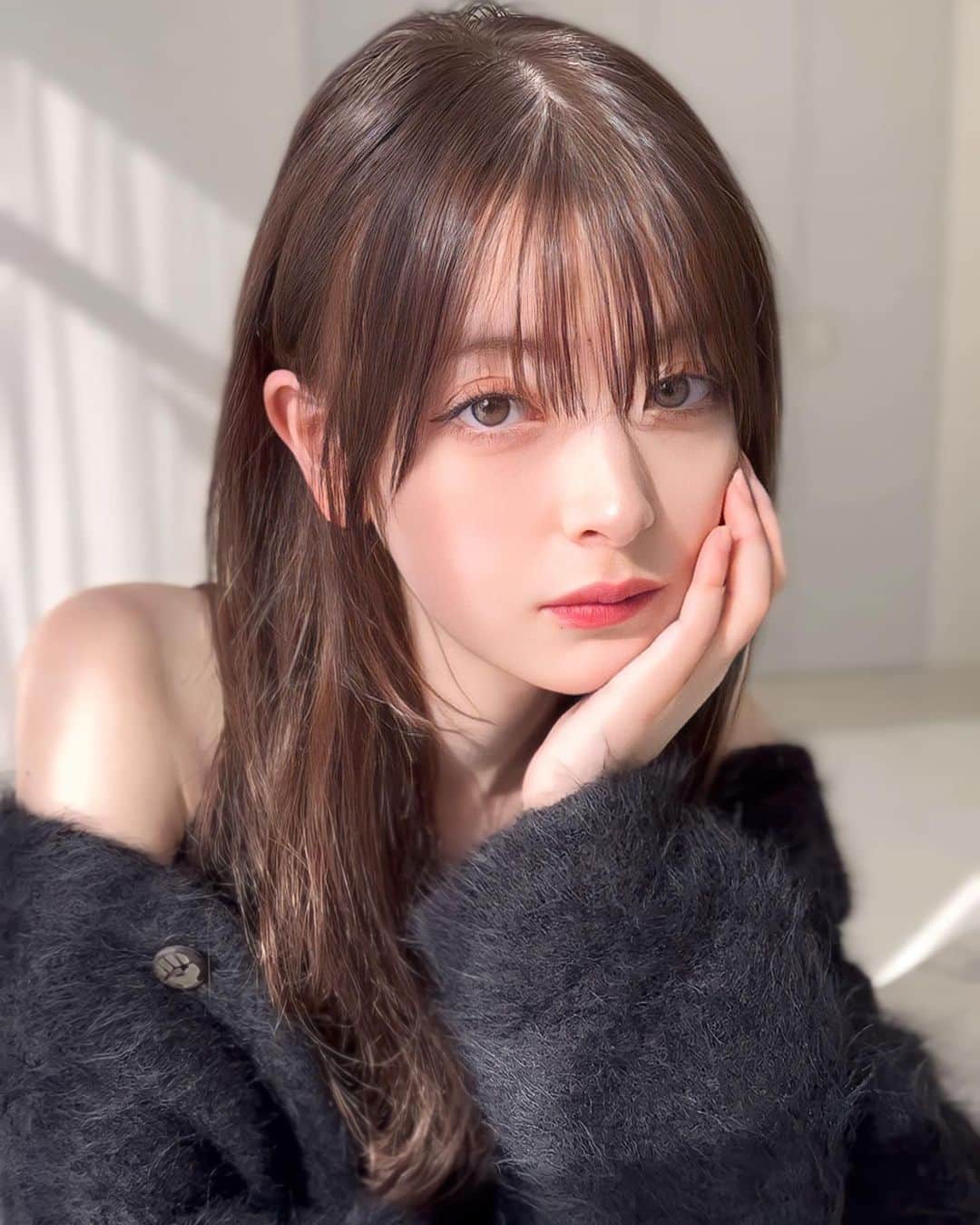 小西恭平さんのインスタグラム写真 - (小西恭平Instagram)「ナチュラルだけど目力アップの顔周りデザイン ︎ カラーはブラウン系のグレージュカラーです😊 オーダーの際は画像を保存しご ...