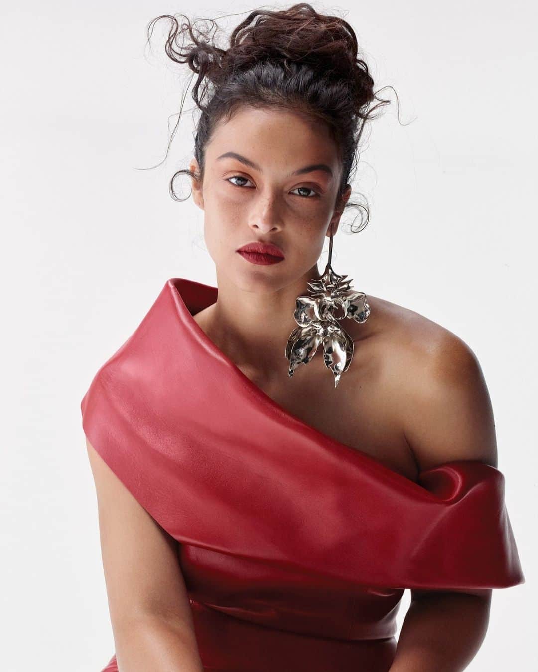 Vogueさんのインスタグラム写真 - (VogueInstagram)「Tomatoes are in fashion ...