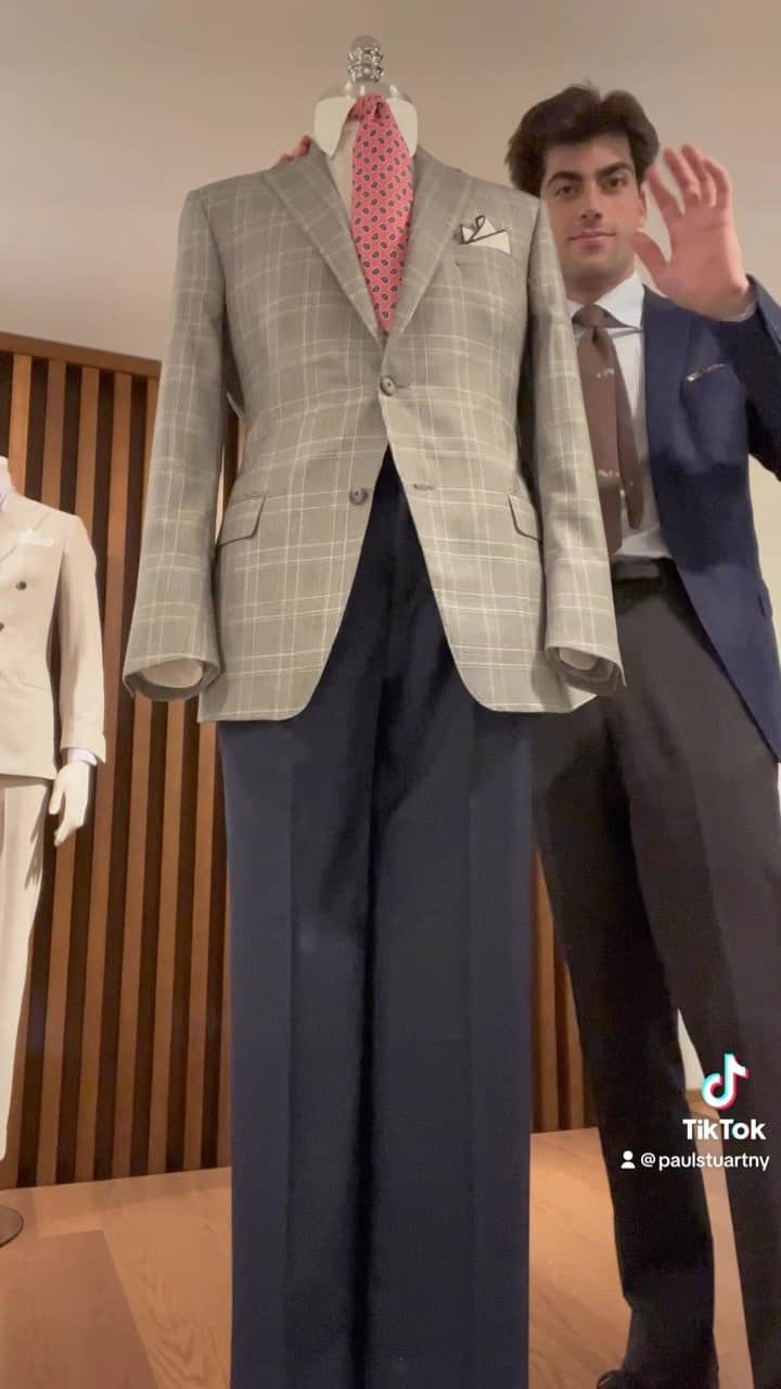 ポールスチュアートさんのインスタグラム動画 - (ポールスチュアートInstagram)「Join our sartorial devotee ...