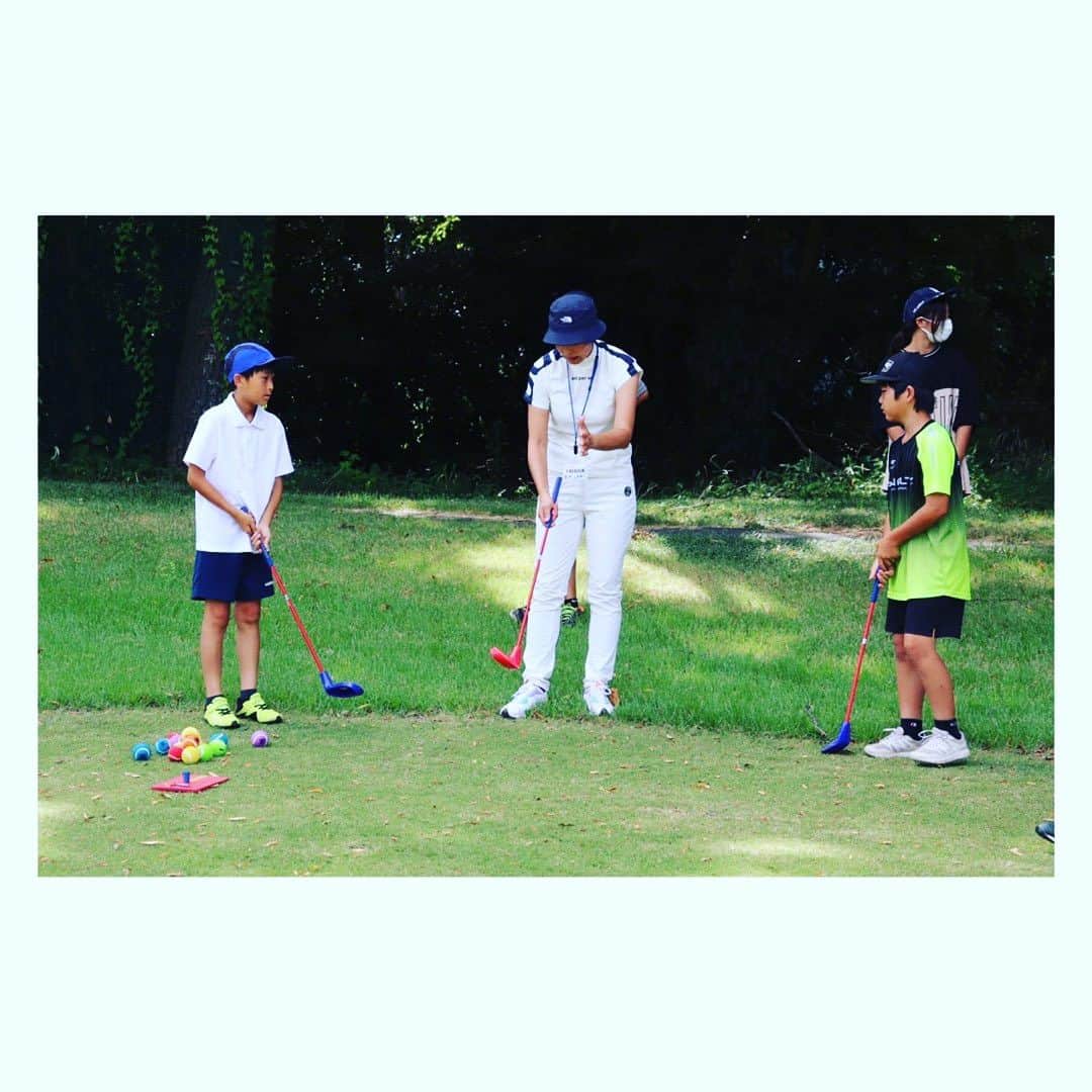 下村真由美さんのインスタグラム写真 - (下村真由美Instagram)「第2回スナッグゴルフイベント【MAST GOLF@スリーハンドレッドクラブ】が茅ヶ崎市の小学生約30名対象に夏休み企画 ...