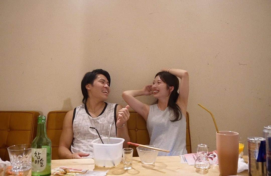 華金カップルさんのインスタグラム写真 - (華金カップルInstagram)「明日、泥酔質問コーナーYouTube UPします💁🏻‍♂️🤍 話 ...