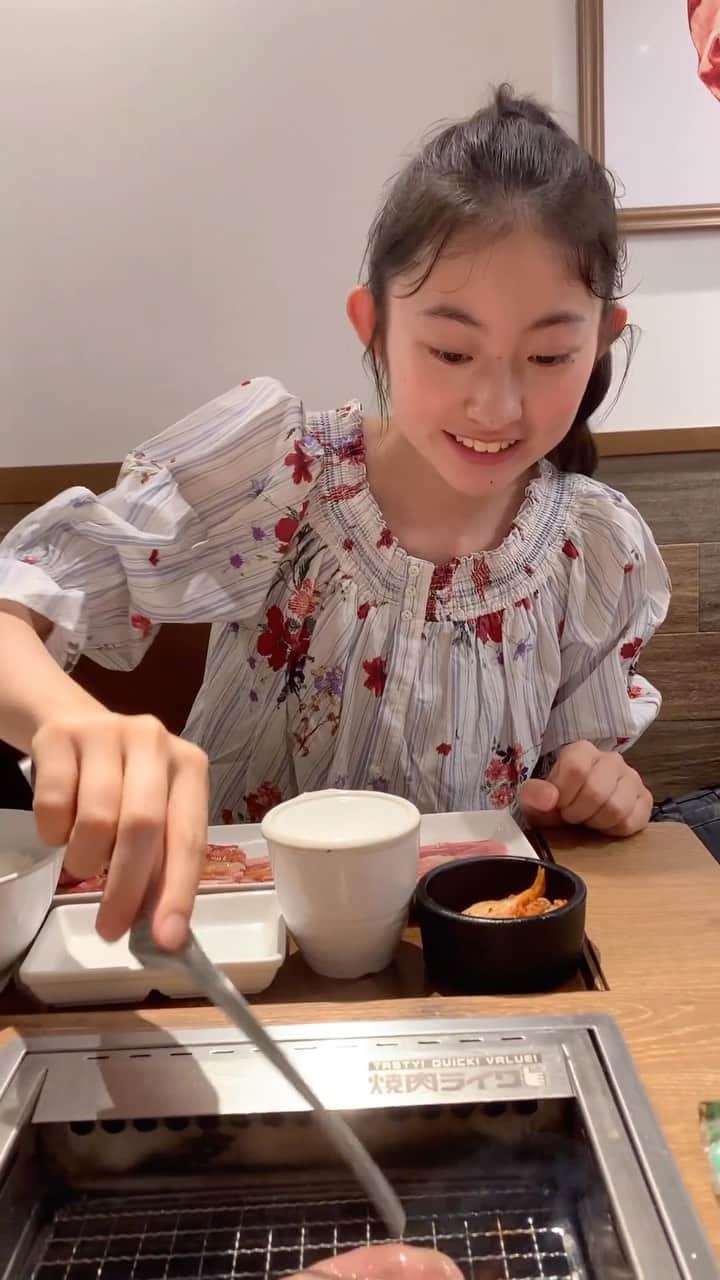 Ayamiさんのインスタグラム動画 - (AyamiInstagram)「大好きなお肉最高🤤」8月1日 7時21分 - ayami__0629