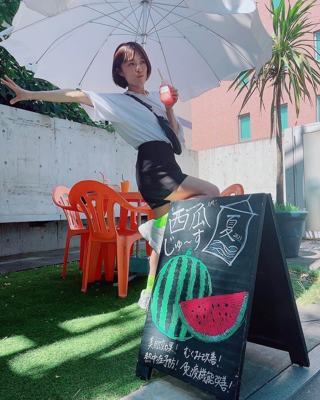 みひろさんのインスタグラム写真 - (みひろInstagram)「. 🍉♡」8月1日 20時28分 - mihiro0519