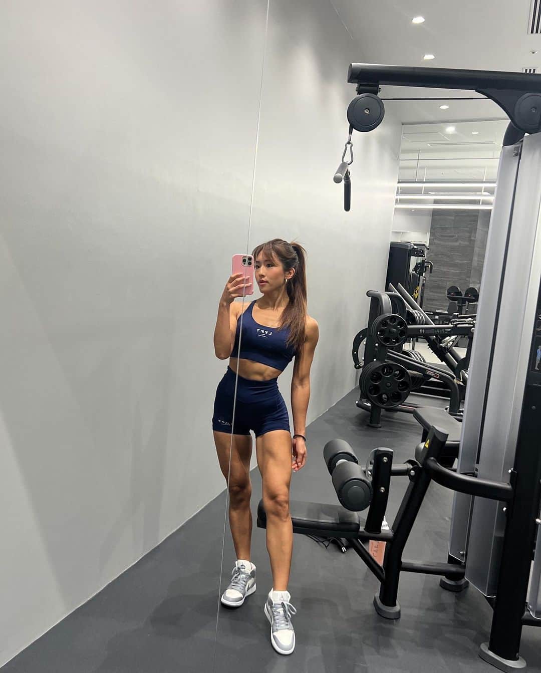 Azusaさんのインスタグラム写真 - (AzusaInstagram)「LYFT GYMでトレーニングしたあとは期間限定のTROPICAL ...