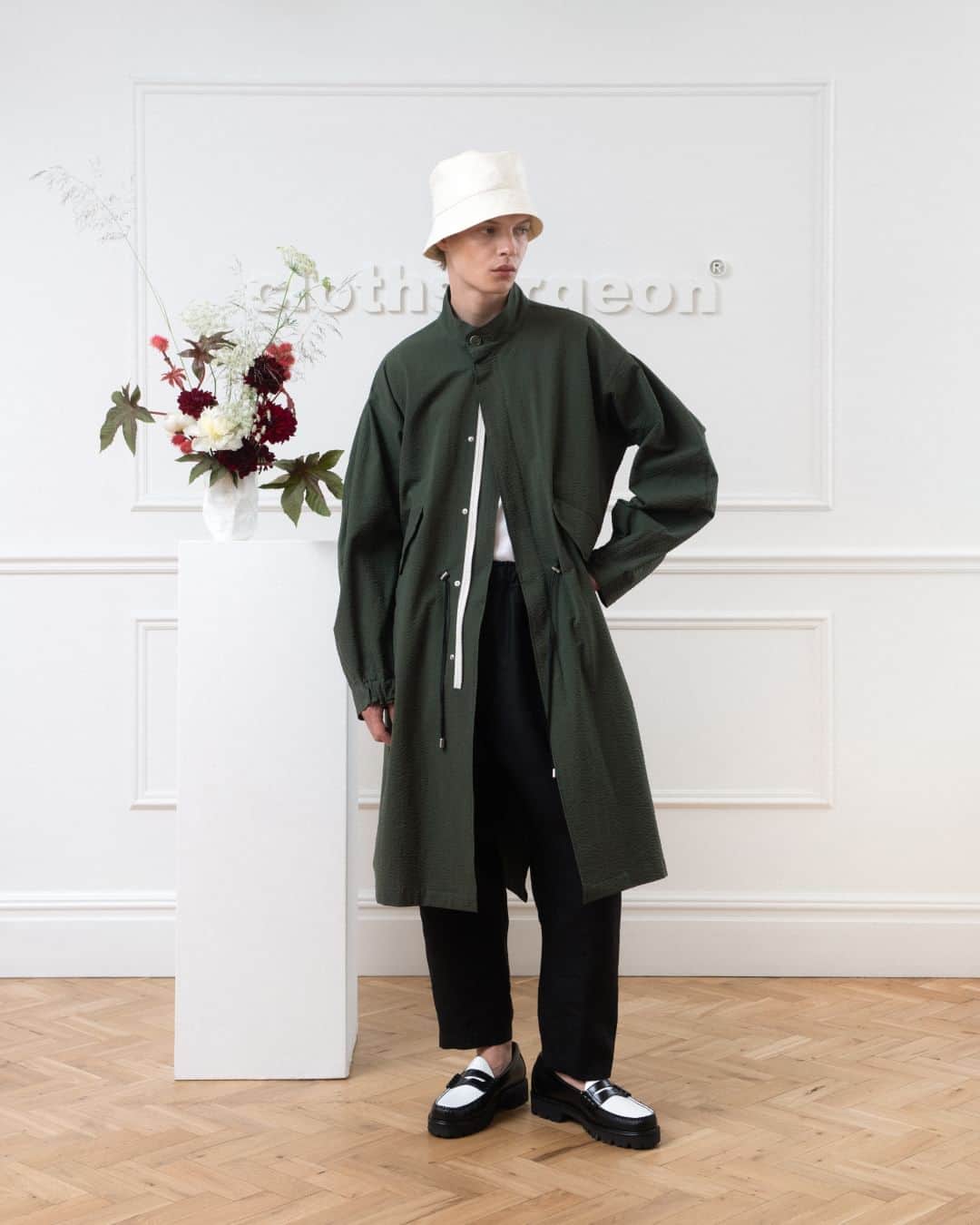 クロスサージョンさんのインスタグラム写真 - (クロスサージョンInstagram)「FLOWERS DON’T TELL, THEY ...