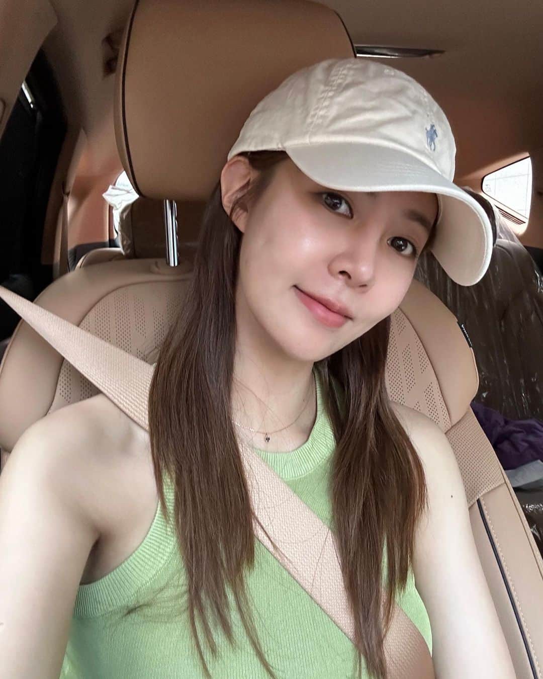 チェ・ユニョンさんのインスタグラム写真 チェ・ユニョンinstagram 「🧢🫶🏻💕」8月2日 18時36分 Y O O Nyoung